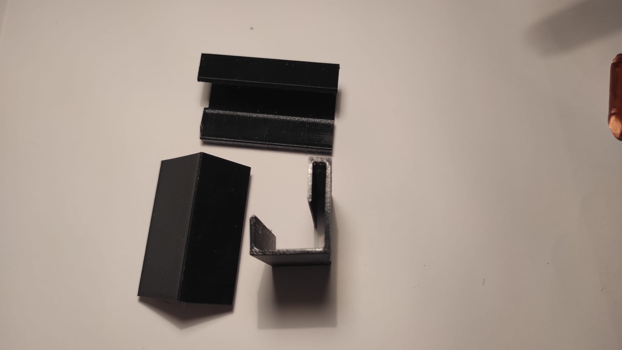 Simple Box Lid Clip by 3Doodling | Download free STL model | Printables.com