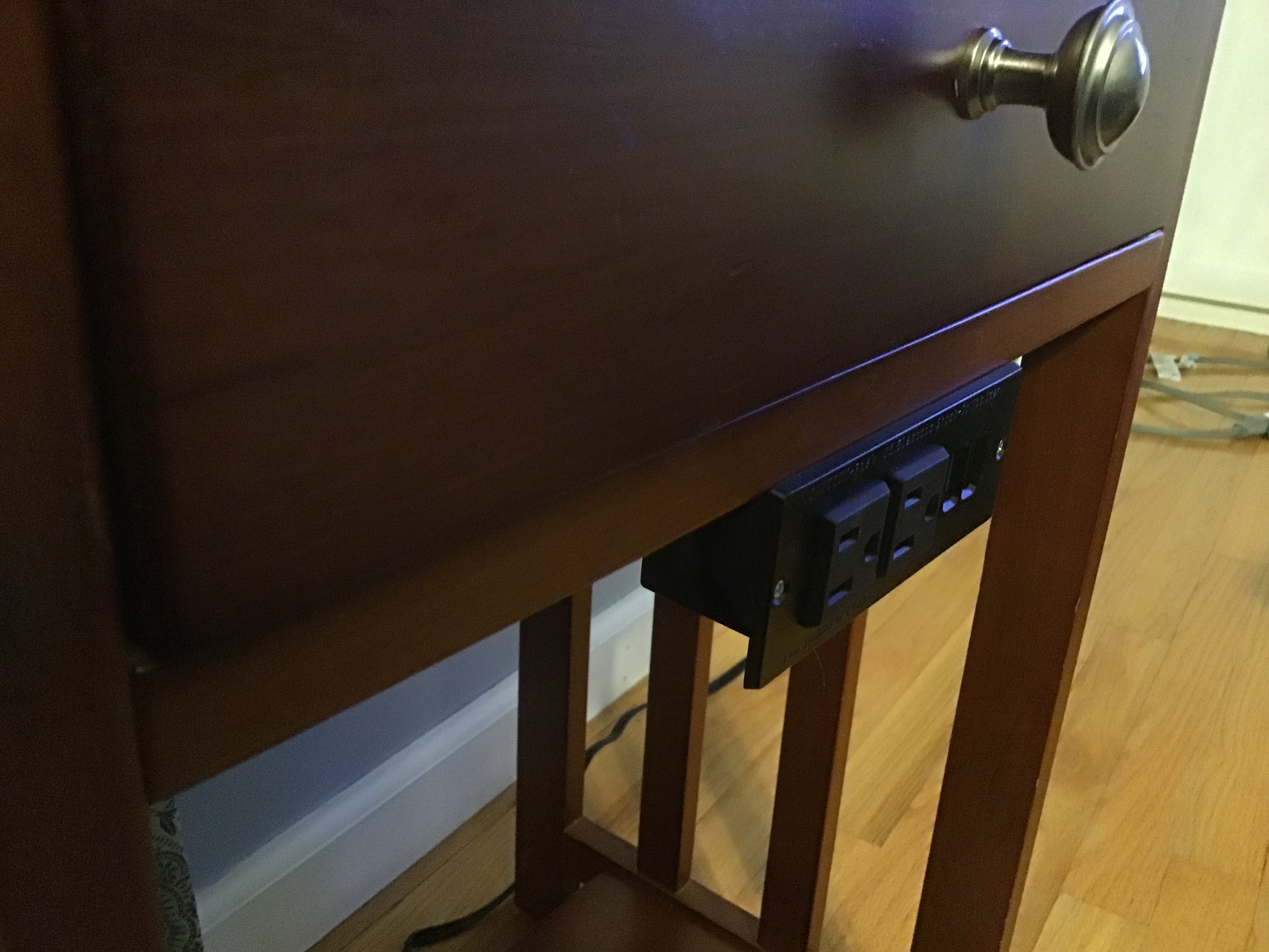 Mount for USB with receptacles. by mtyo | Download free STL model ...
