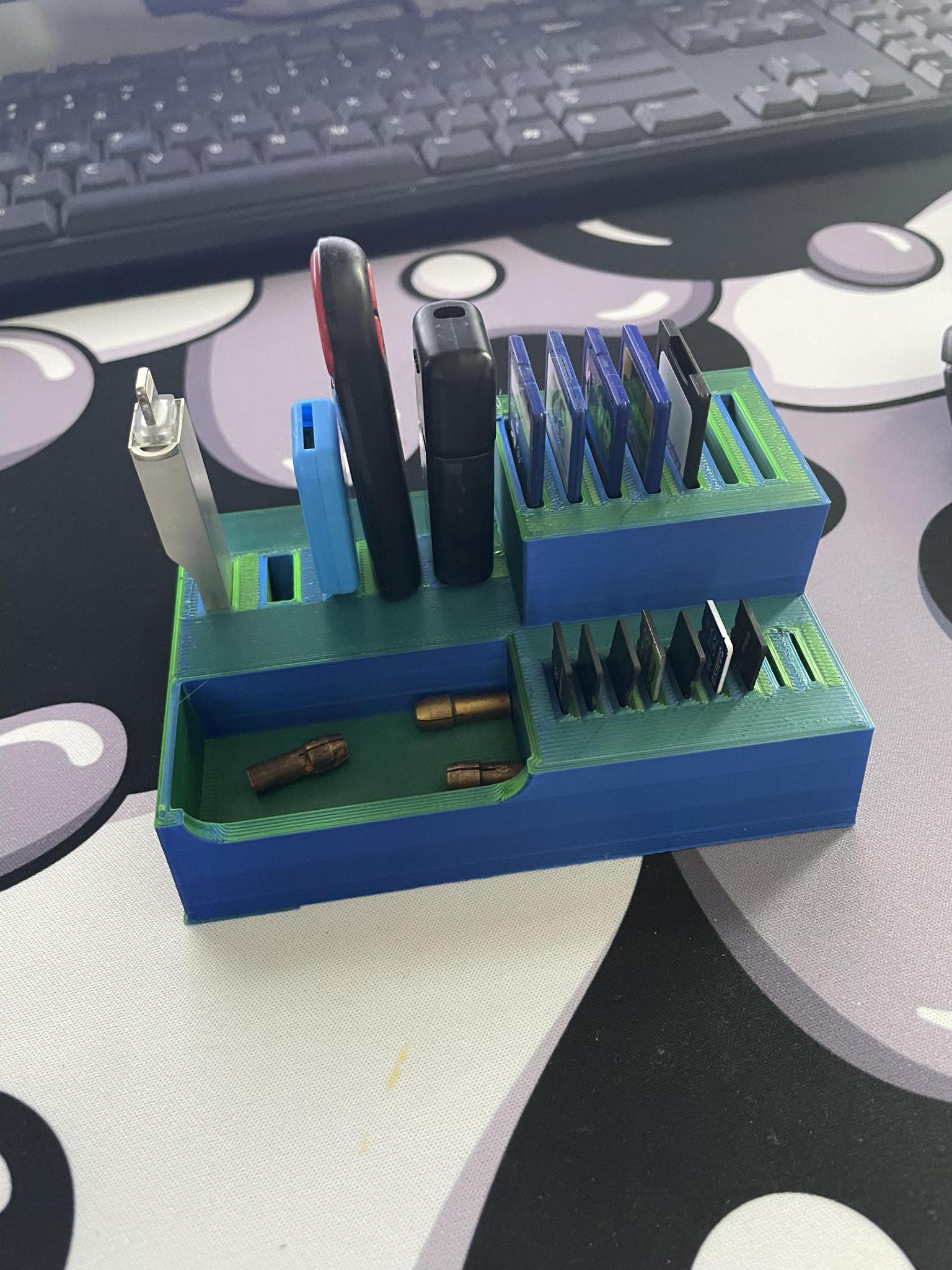 Sd Card and Usb Holder by TheCeilingGuy | Download free STL model ...