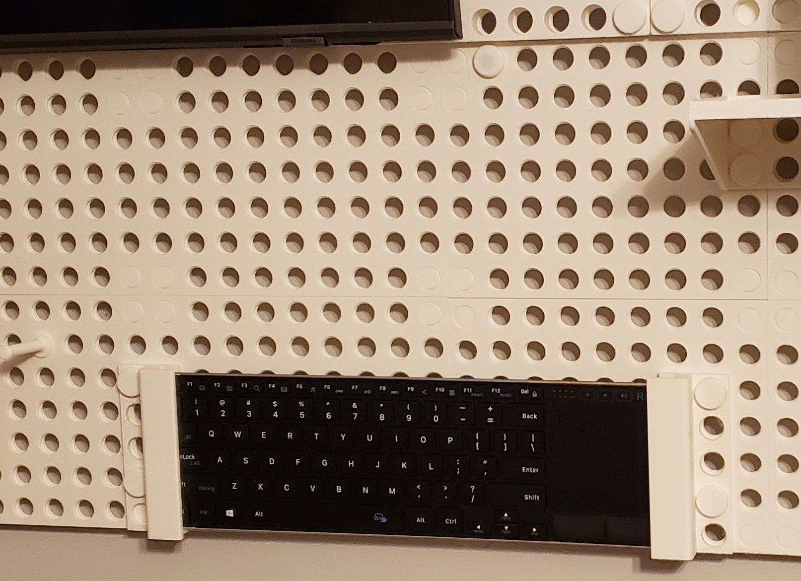 Thread Board Wall Mounting System Accessories by kilthro | Download ...