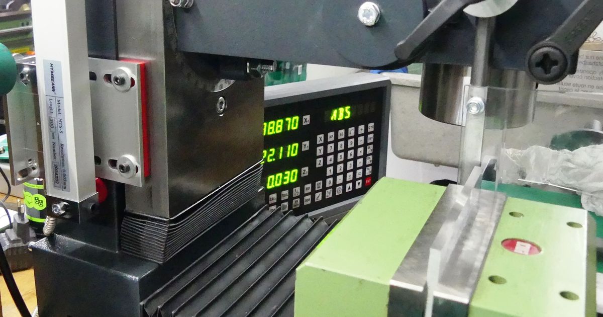 DRO Z-Axis-Glassscale Adapter by werz 99 | Download free STL model ...