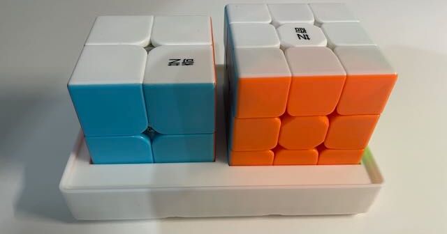 Dual Rubiks Cube Holder Gridfinity (3x3 and 2x2) by Sumo.Hipster ...