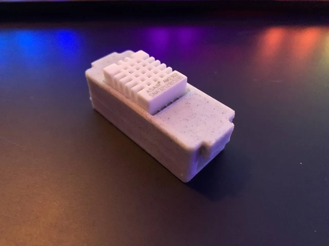 DHT22 case by brushknight | Download free STL model | Printables.com