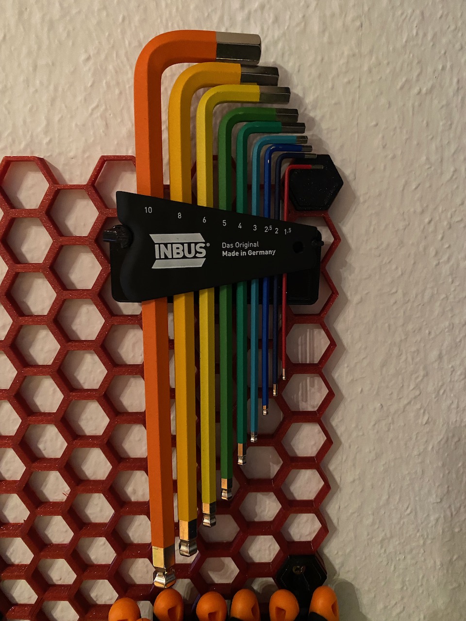 Inbus holder for honeycomb storage wall system (HSW) by Robin ...