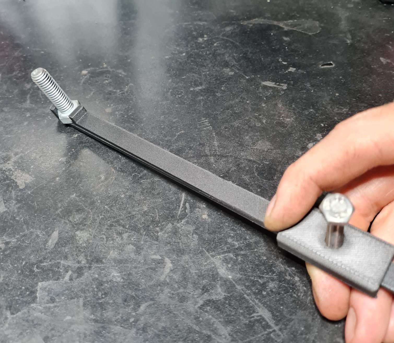 Nut or bolt holder by Loos | Download free STL model | Printables.com