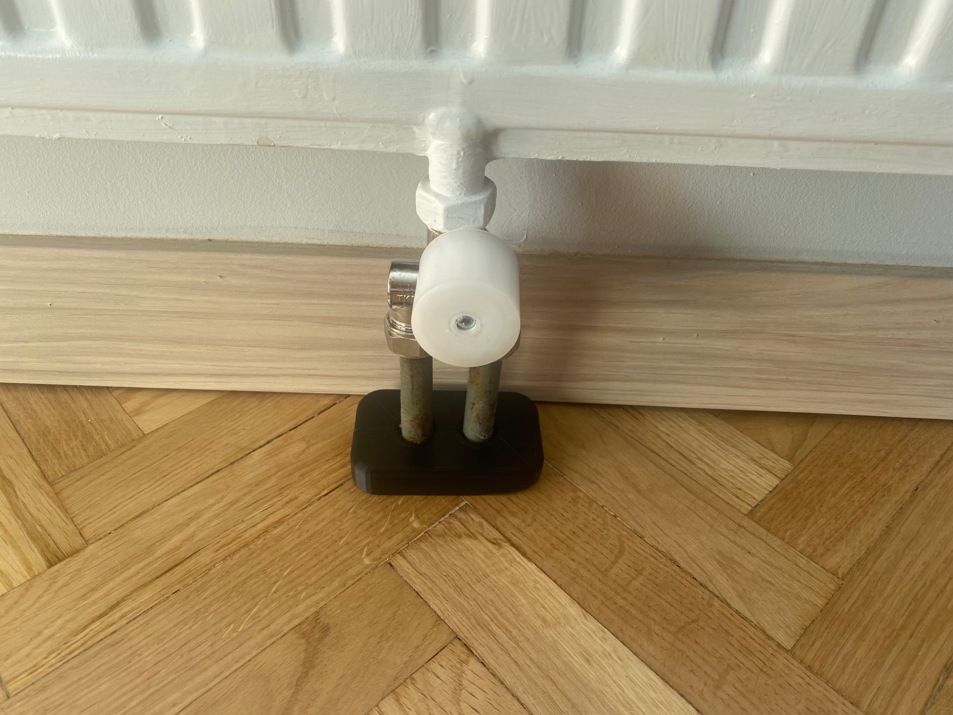 Radiator pipe cover by Tono TheQuick | Download free STL model ...