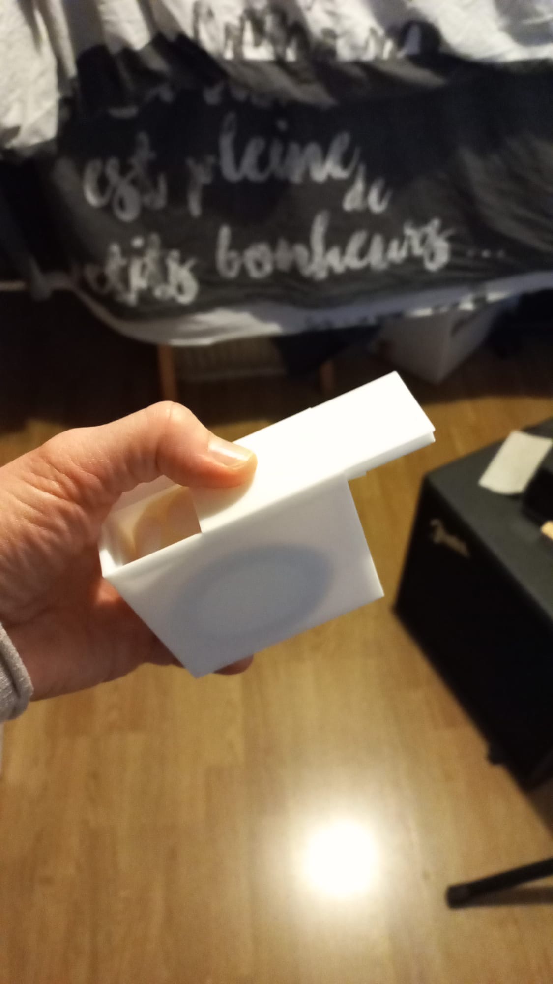 Sticker dispenser by Tristan Massicot | Download free STL model ...