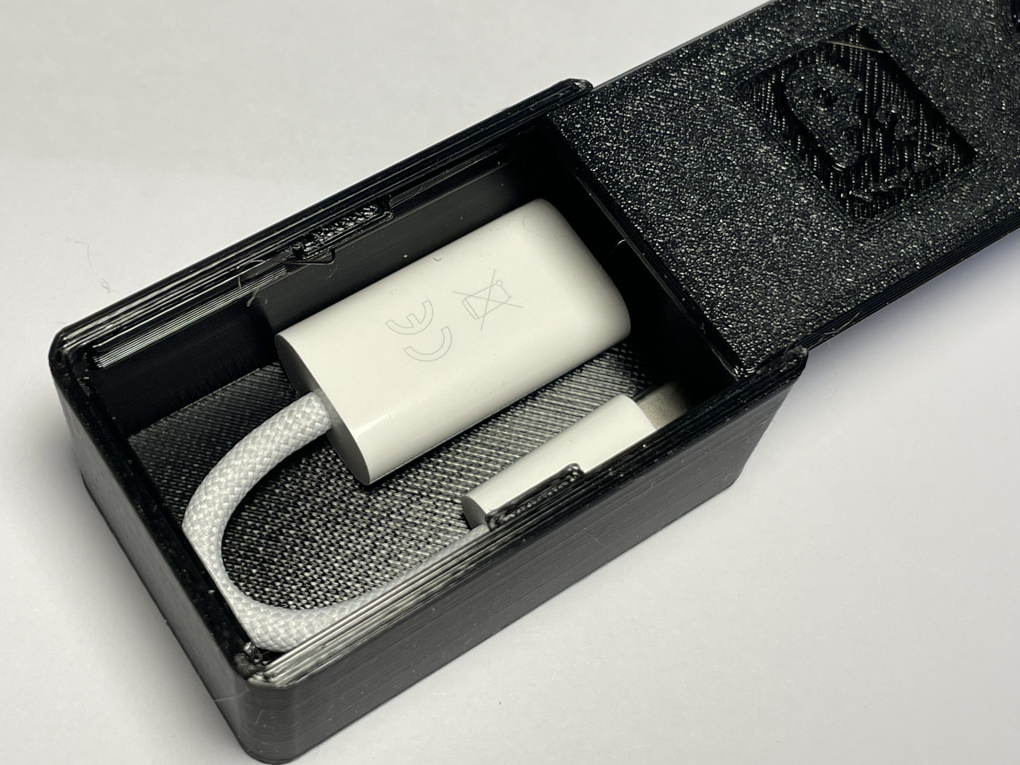 InfiRay P2 Pro Thermal Camera case for camera and Lightning to USB-C ...