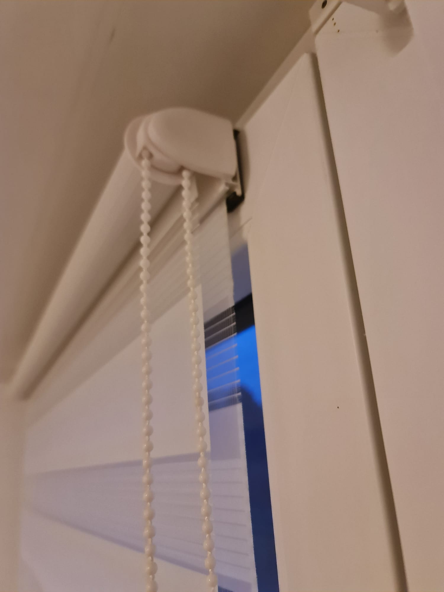 Clip window Rollo Roll-curtain by chavotronic | Download free STL model ...