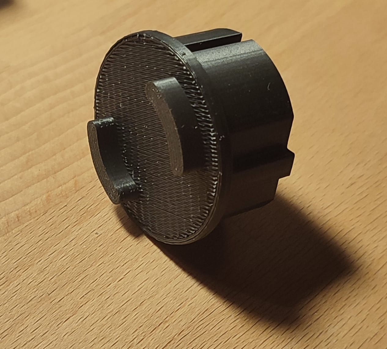 EU-socket cover with grip by Gardoffel | Download free STL model ...