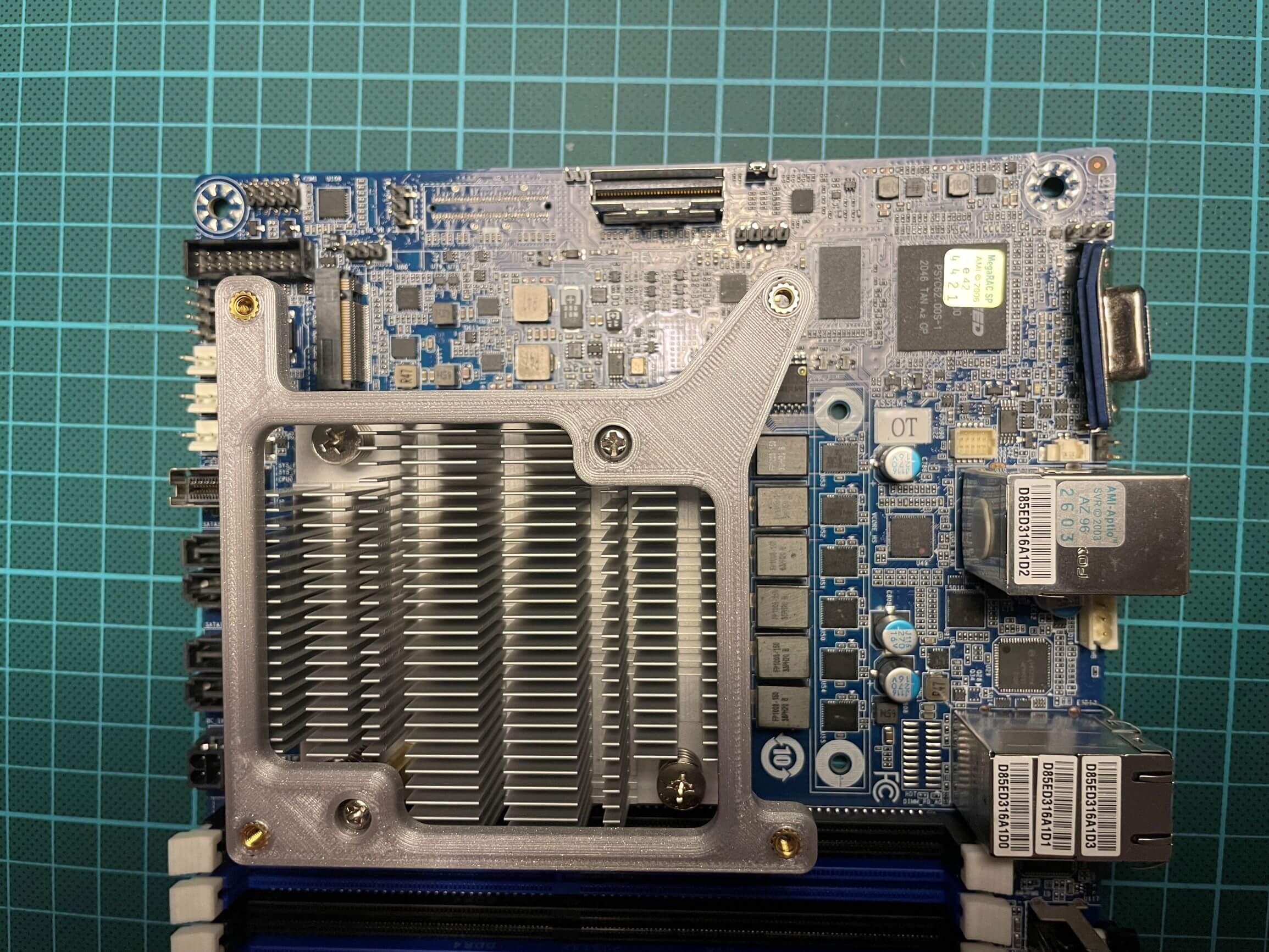 92mm Fan Adapter for Gigabyte MJ11-EC1 by DrJoe | Download free STL ...