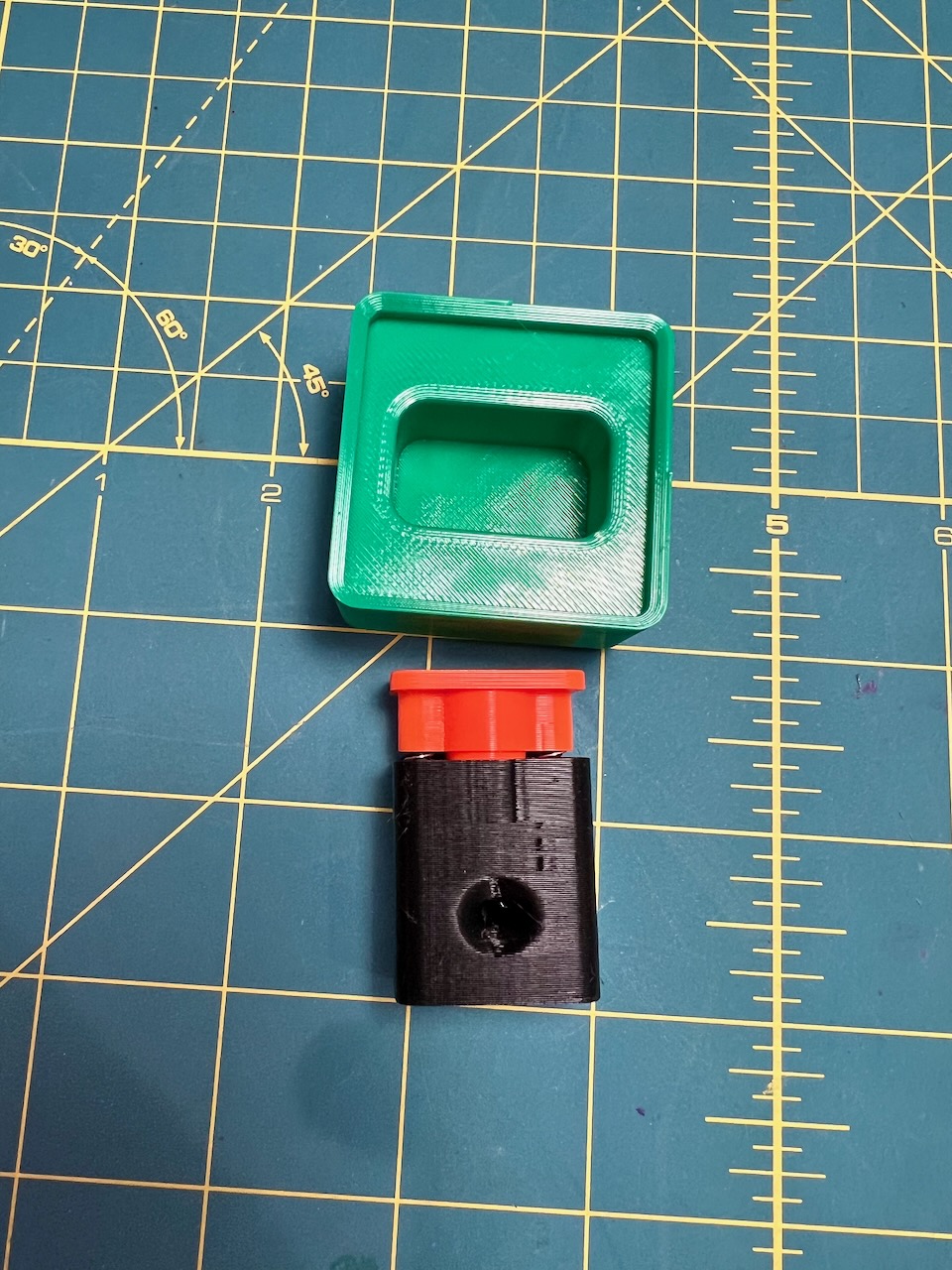 Gridfinity Bin for "Filament Cutter 45°" by Becca | Download free STL ...