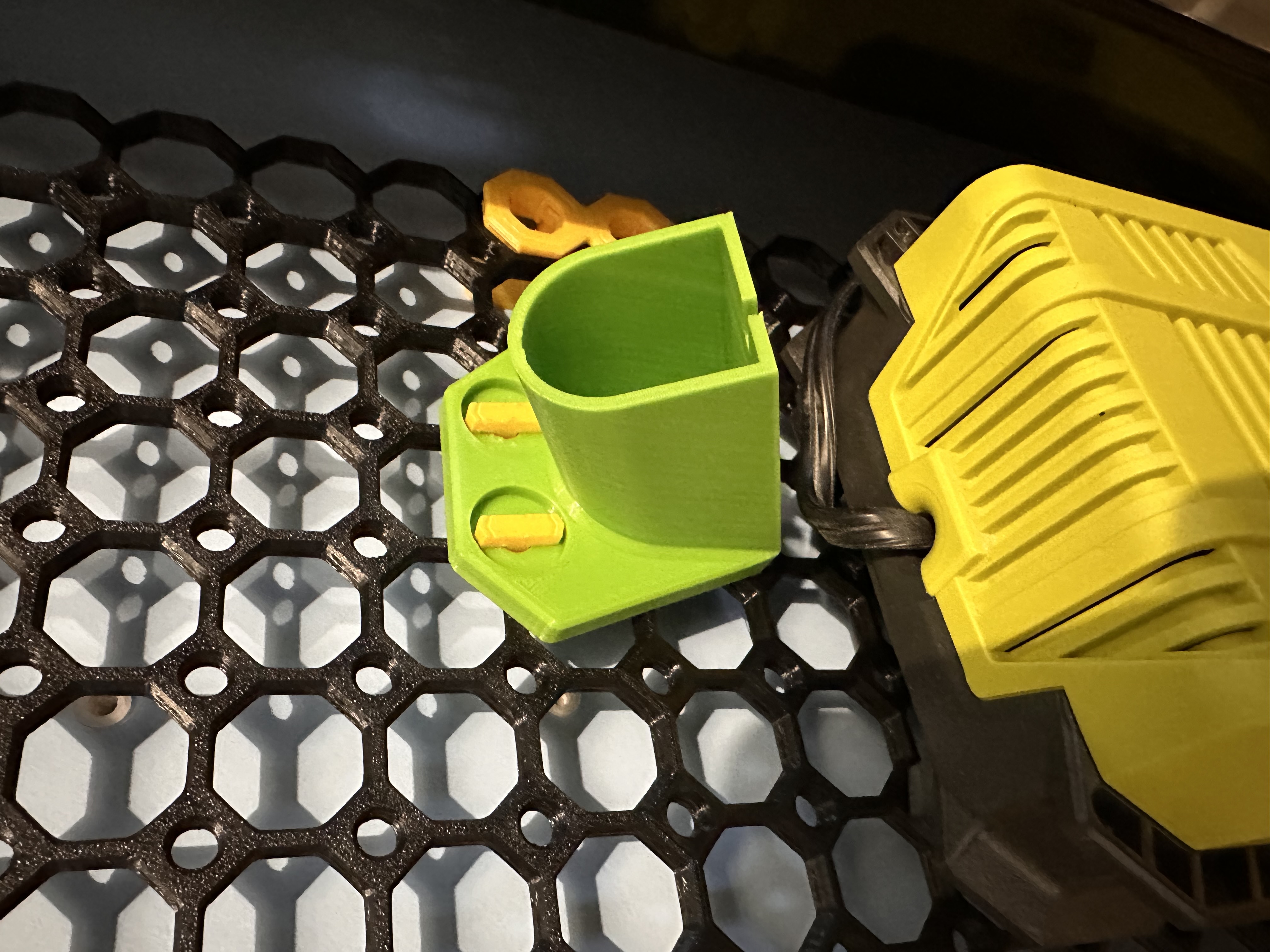 Multiboard Ryobi Battery Angled Holder por Corrado87 | Descargar modelo ...