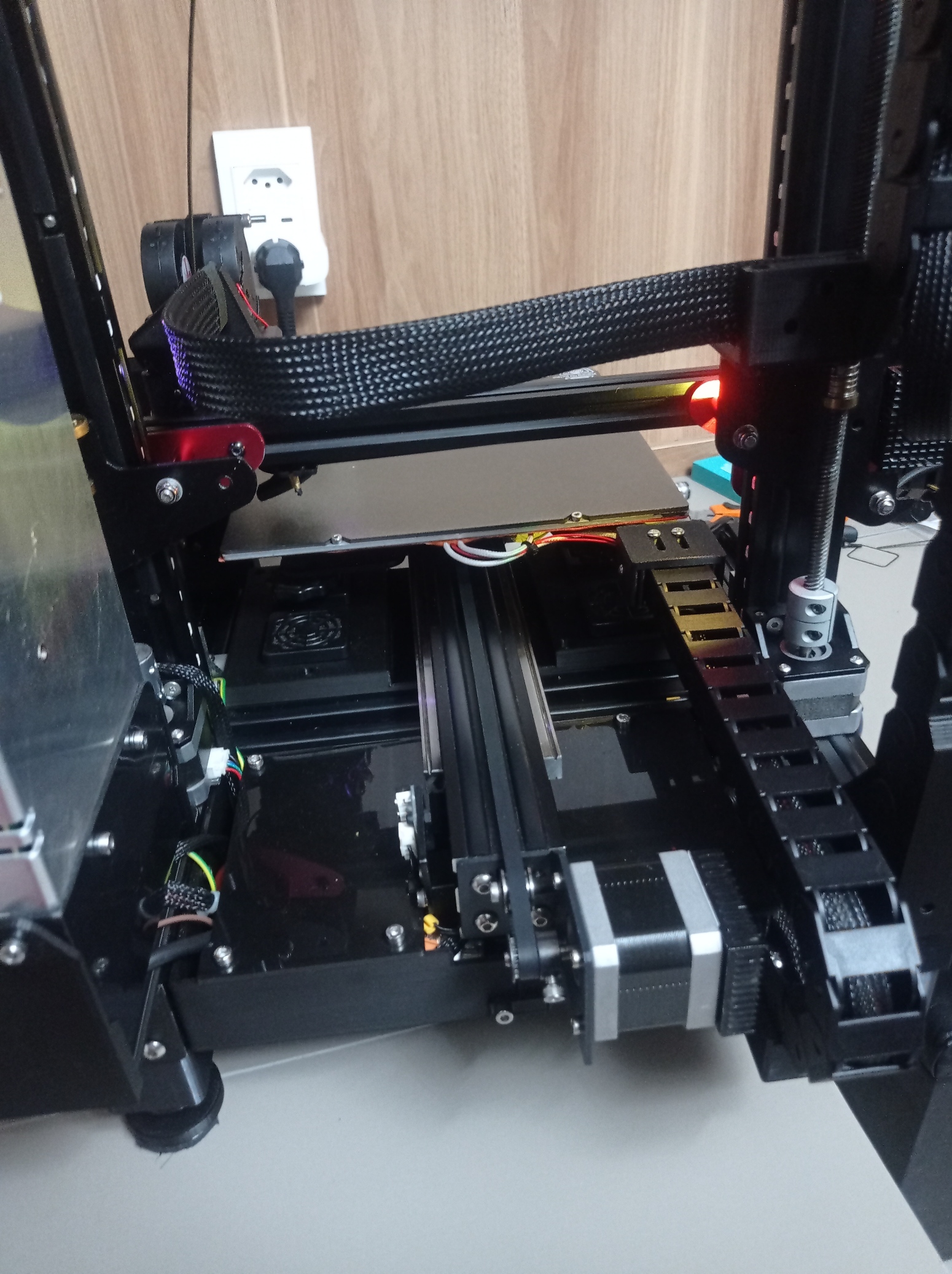Ender 3 cable chain adapter for bed and rear box for cables by RobimXD ...