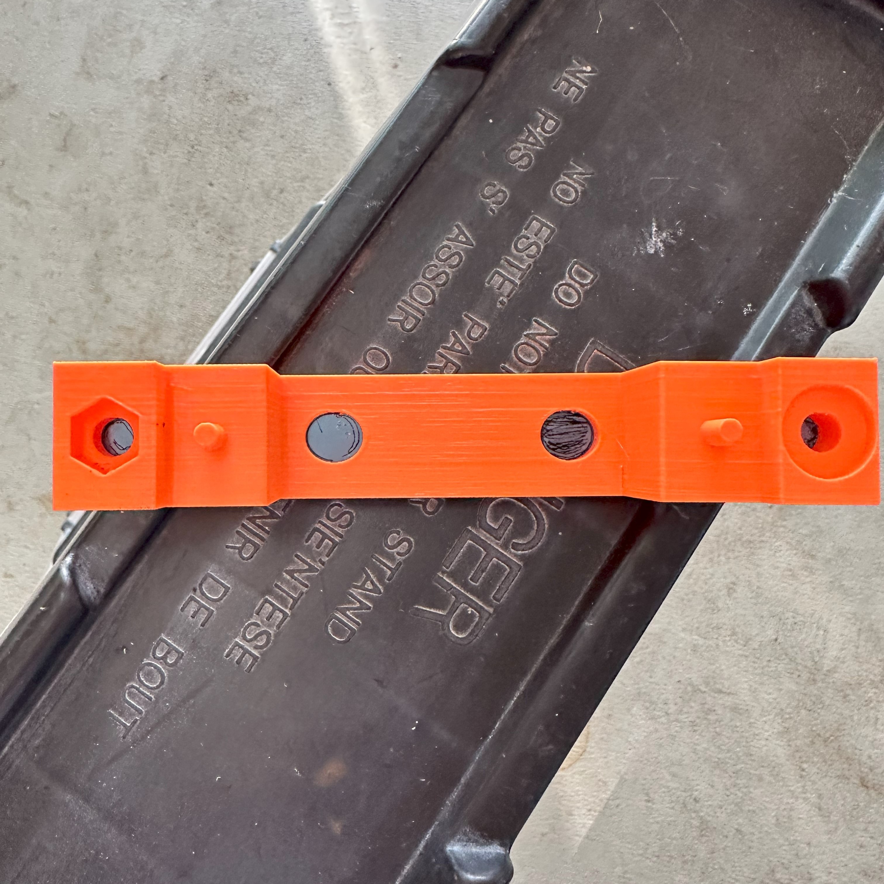 VictronEnergy Smart Shunt Shield by ezascanbe | Download free STL model ...