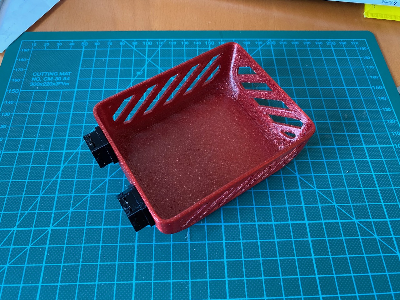 Medium size box for honeycomb storage wall system (HSW) by Robin ...