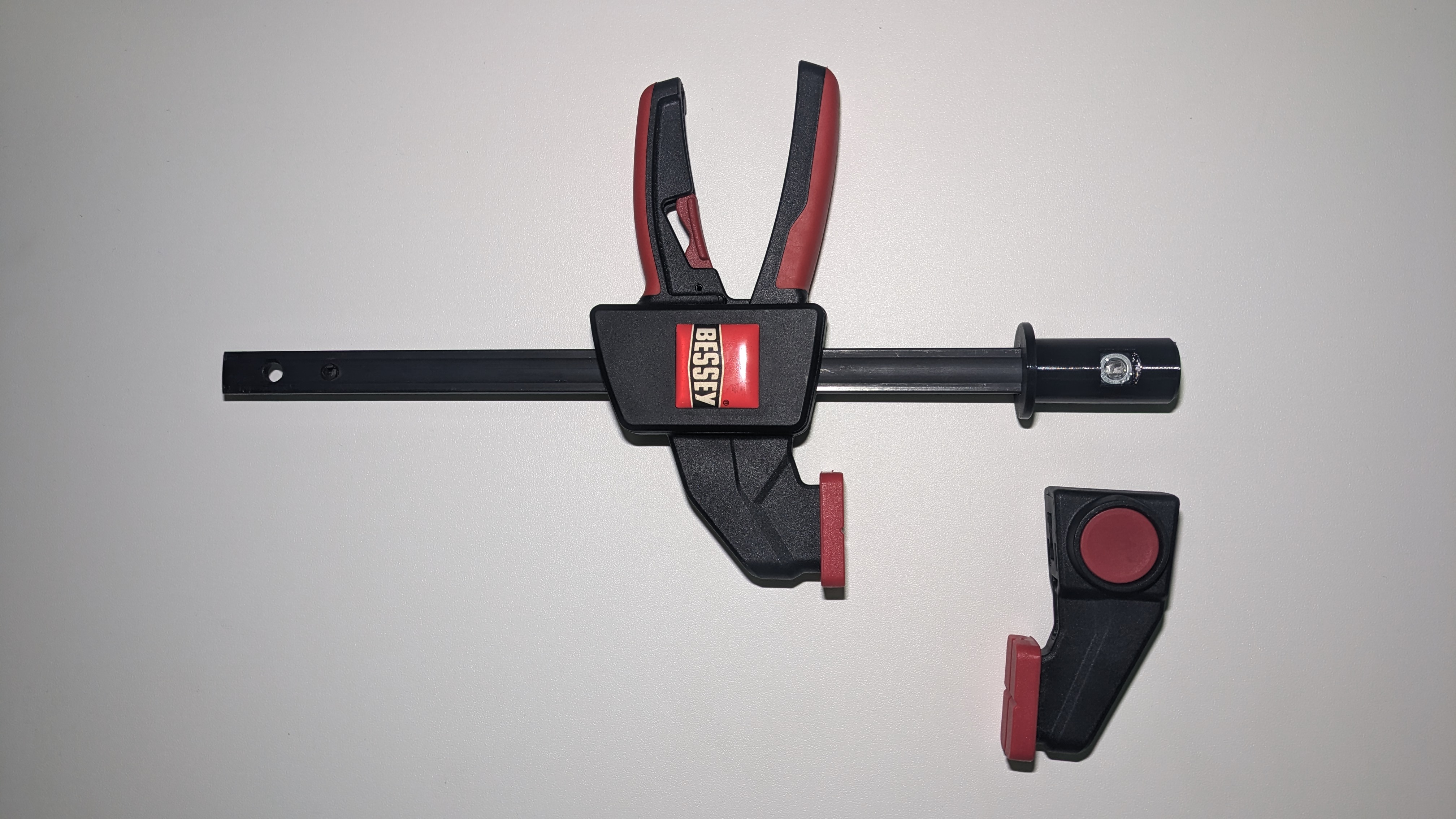 Bessey / Wolfcraft One-Hand Clamp to 20 mm Workbench Clamp conversion ...