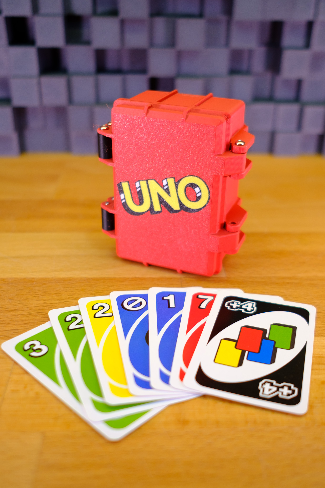 Uno Rugged Box with Logo von Mark Rhodes | Printables Store