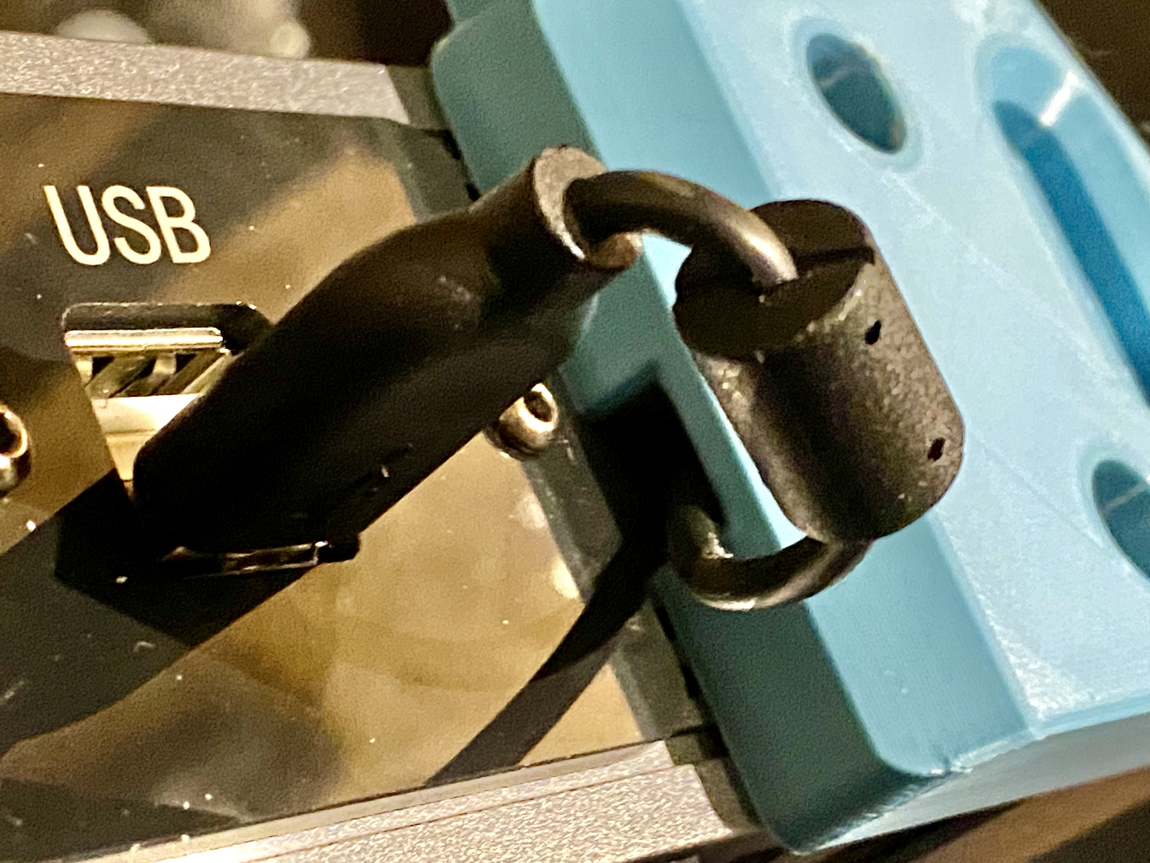 Comgrow T300 USB Camera Mount by 3DPrintDemon | Download free STL model ...