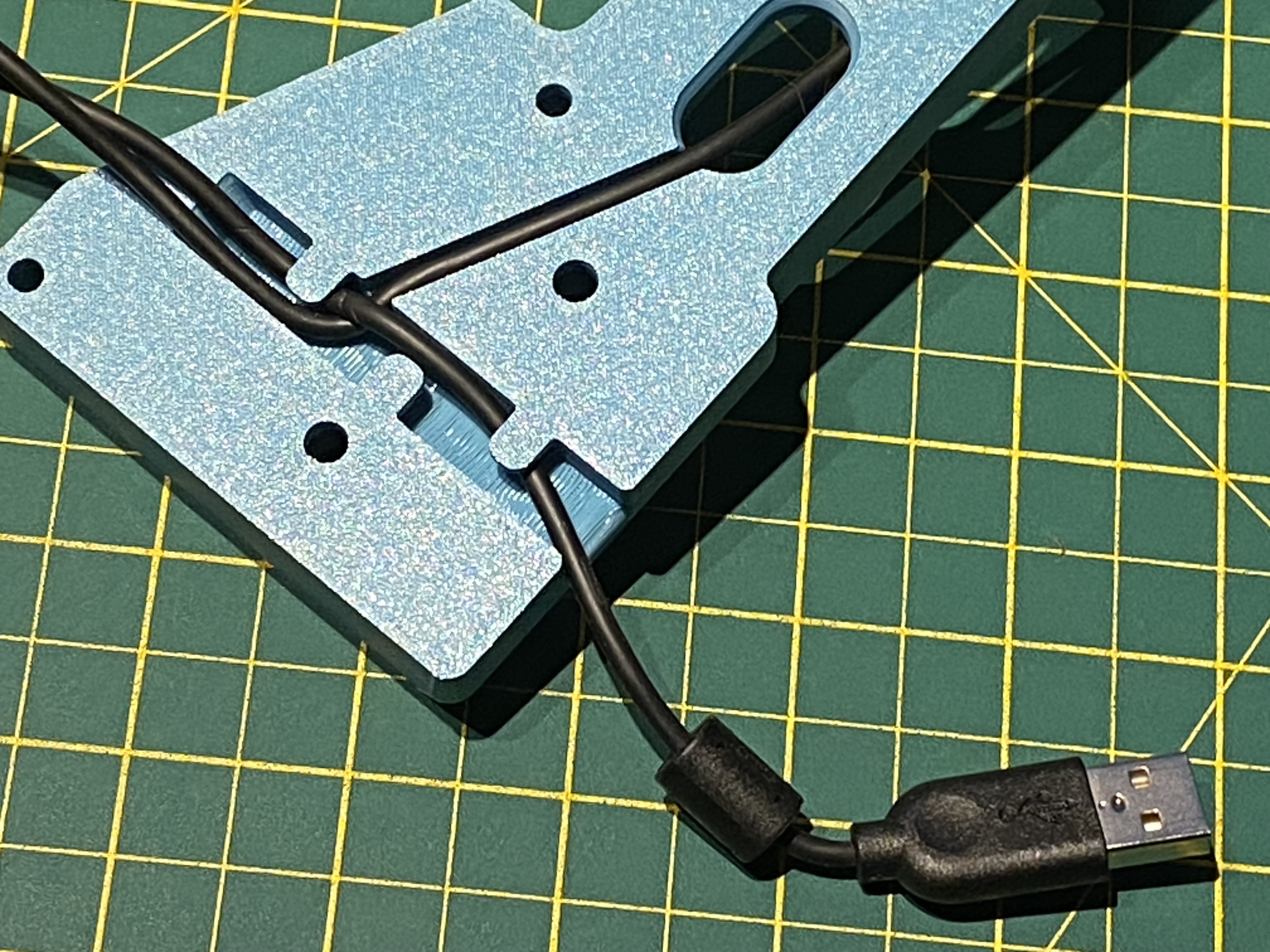 Comgrow T300 USB Camera Mount by 3DPrintDemon | Download free STL model ...