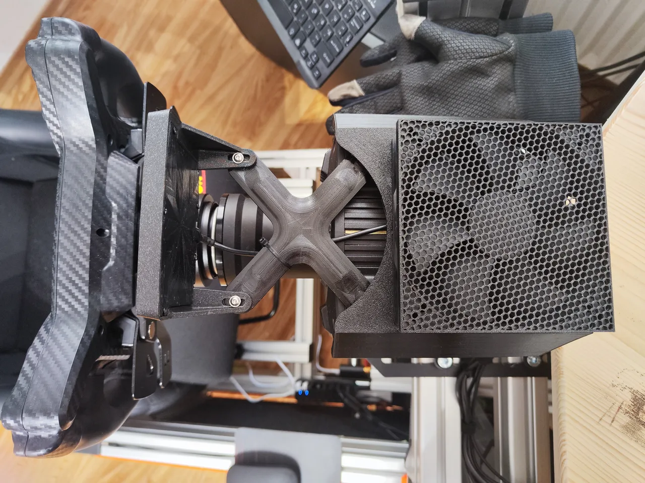 120mm Fanmount for Moza R9 - Remix by Sebastian Schels | Download free ...