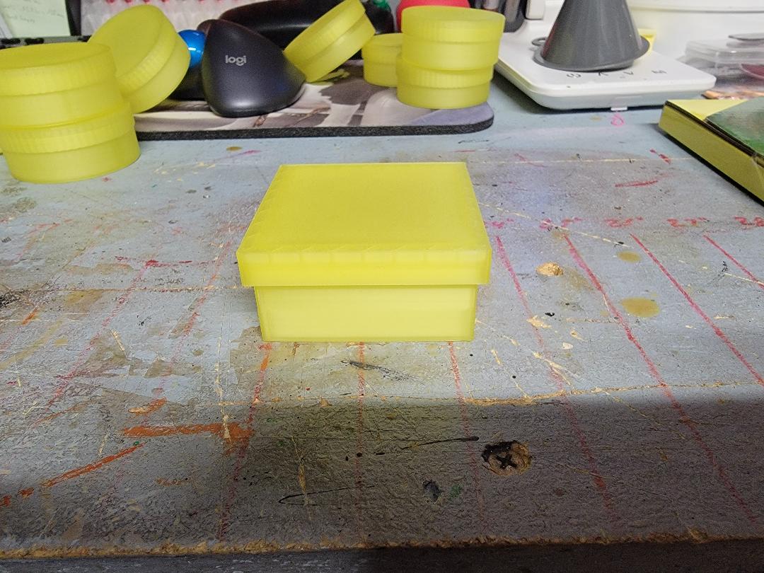 square storage container with lid by john | Download free STL model ...