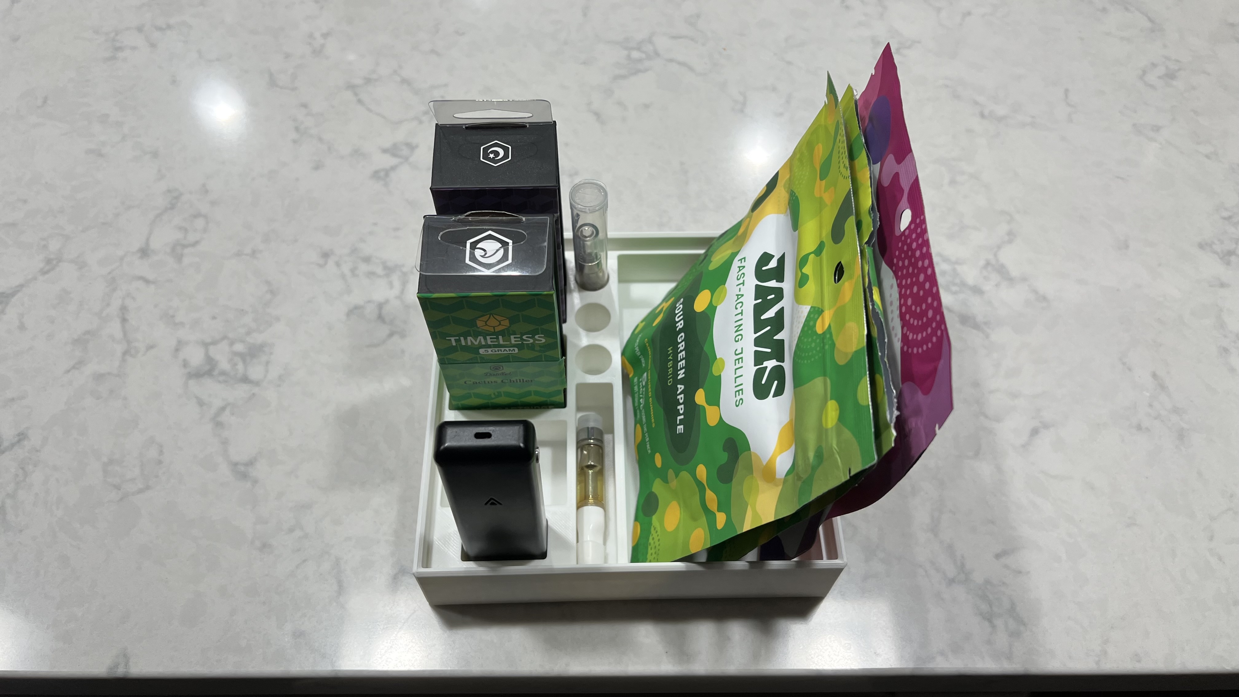 Vape Accessories Organizer Tray by dressyspider | Download free STL ...