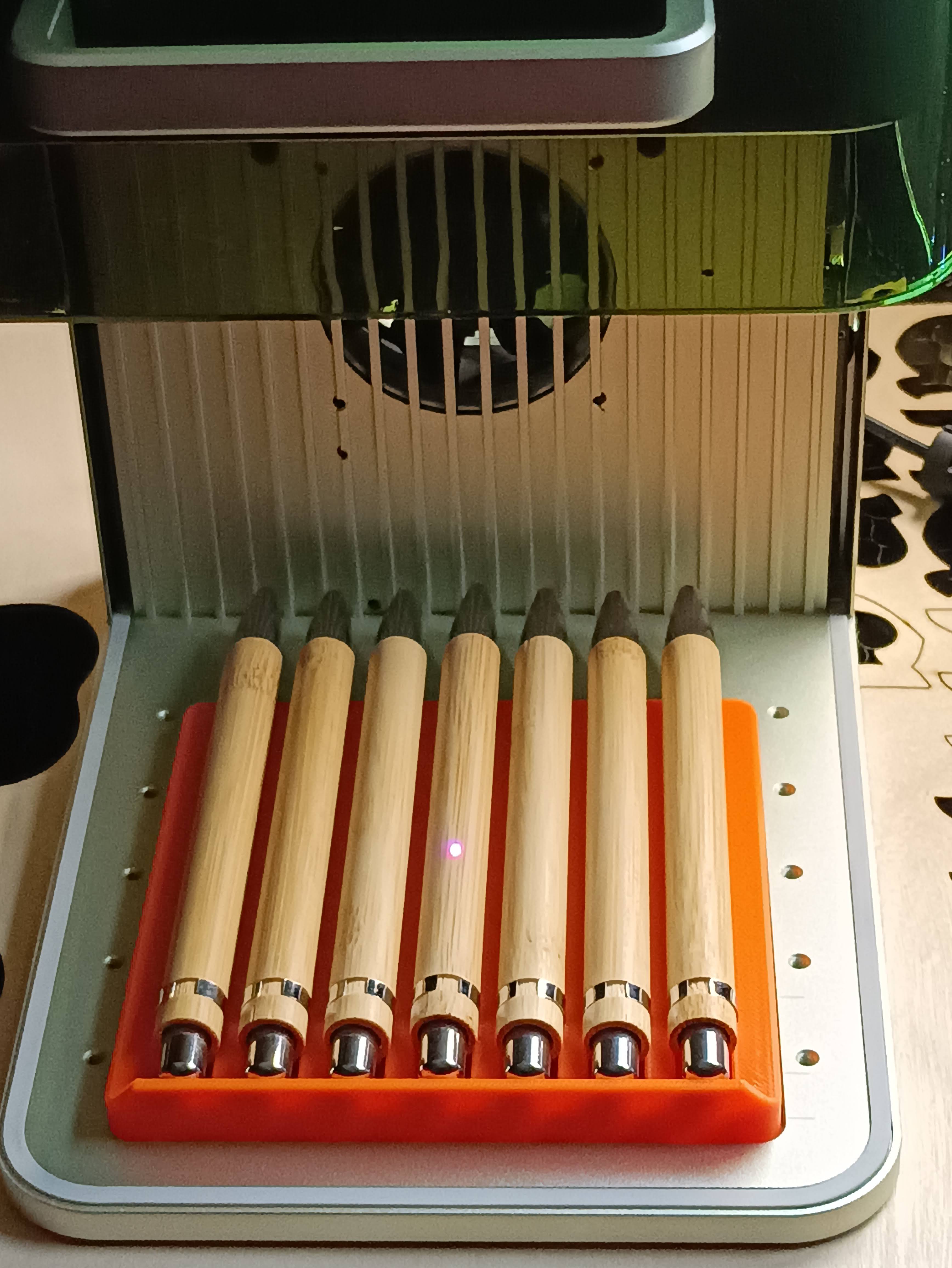 Xtool F1 Pen Jig - Fully contained by David Wynne | Download free STL ...