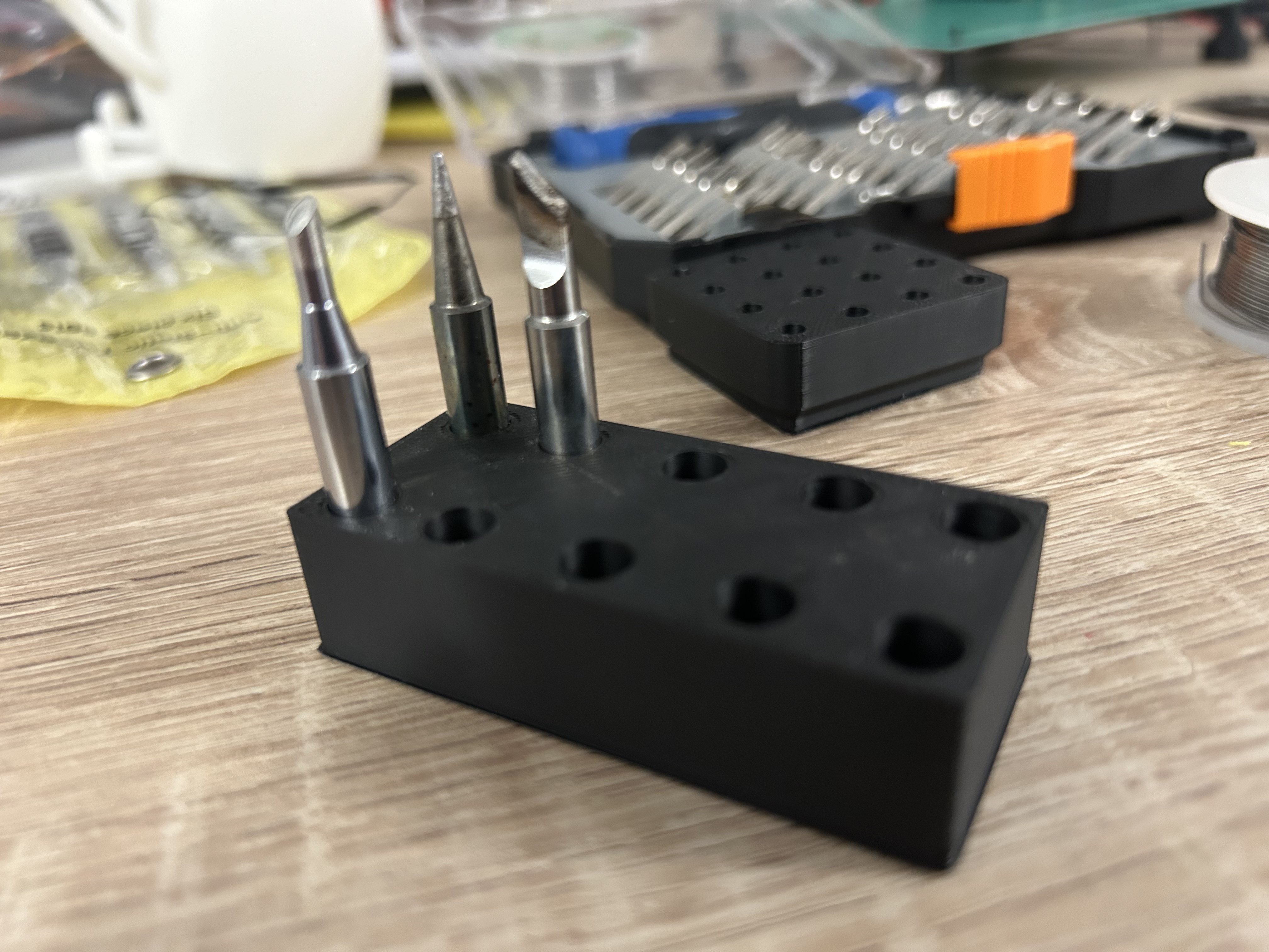 10-Slot Soldering Tip Holder (6.80mm Diameter) by Florin | Download free STL model | Printables.com
