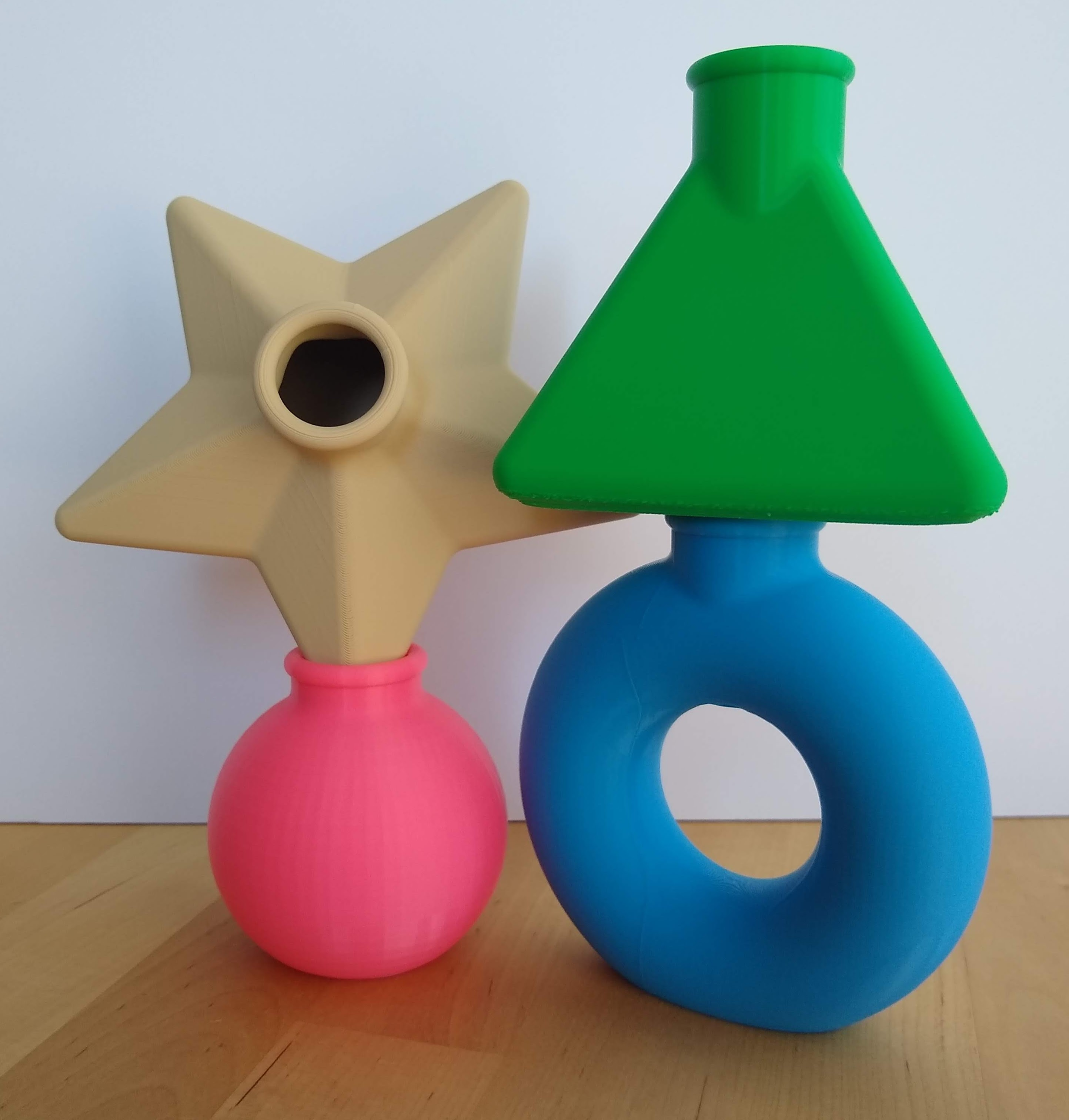 Surprisingly Stackable Set of 6 Support-Free "Potion" Bottles for ...