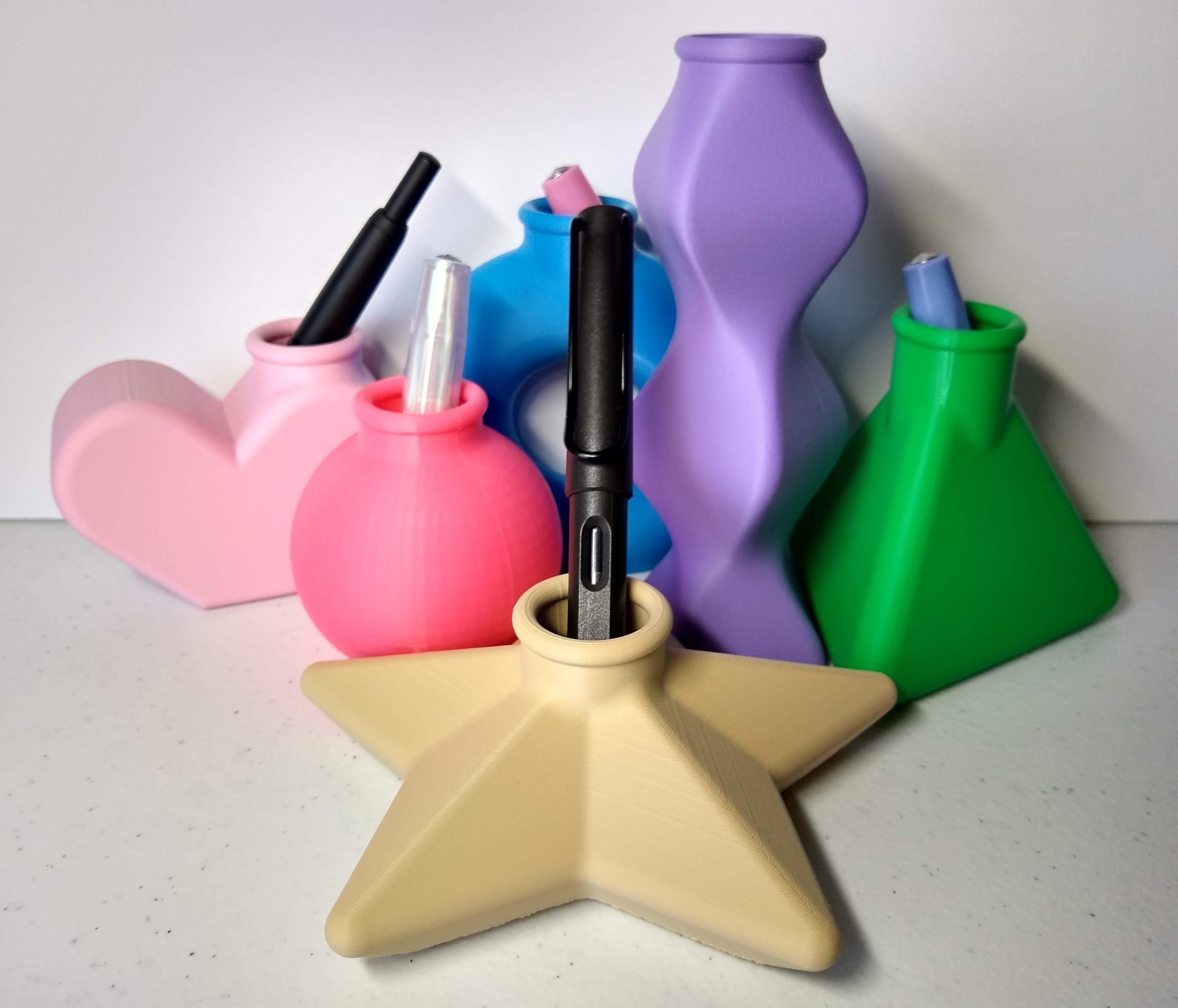 Surprisingly Stackable Set of 6 Support-Free "Potion" Bottles for ...