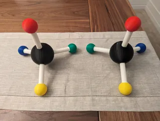 H2O Molecular Model by Lali3d | Download free STL model | Printables.com
