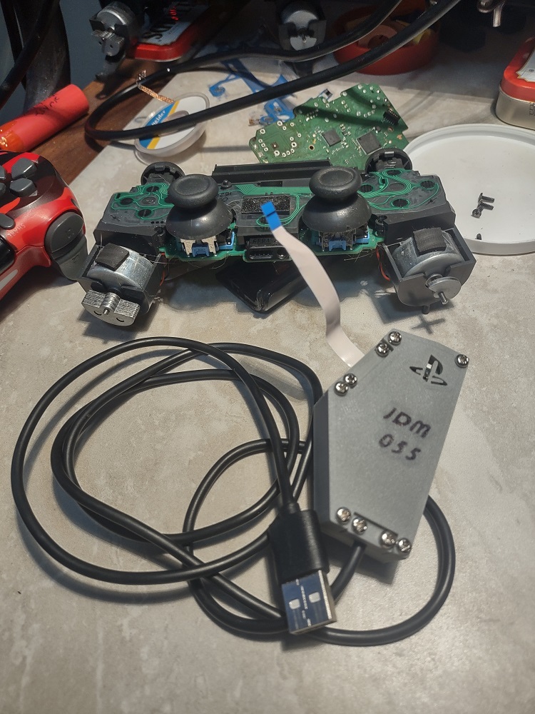 PS4 Controller PCB Adapter by Belackarlc | Download free STL model ...