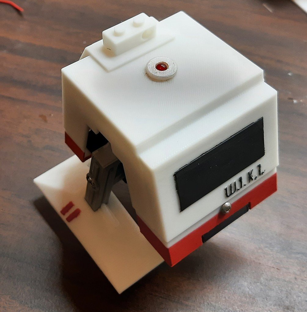 Walking WIKI Robot From Jason of Star Command Season 2 by Rick100 ...