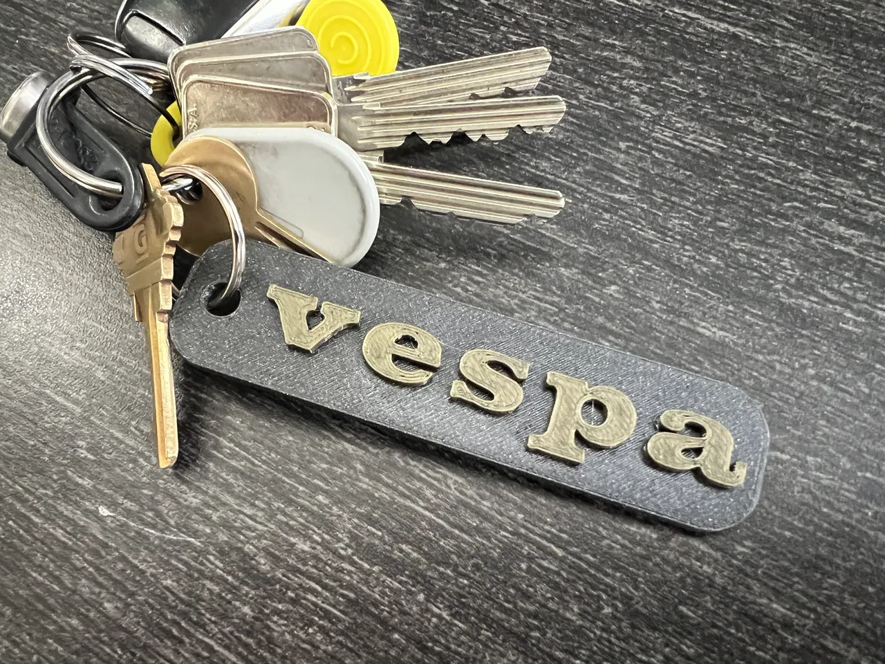 80s Vespa Logo Keychain by Changerang | Download free STL model ...