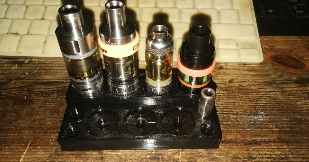 Vaporizer & Drip Tip Stand by gbomacfly | Download free STL model ...