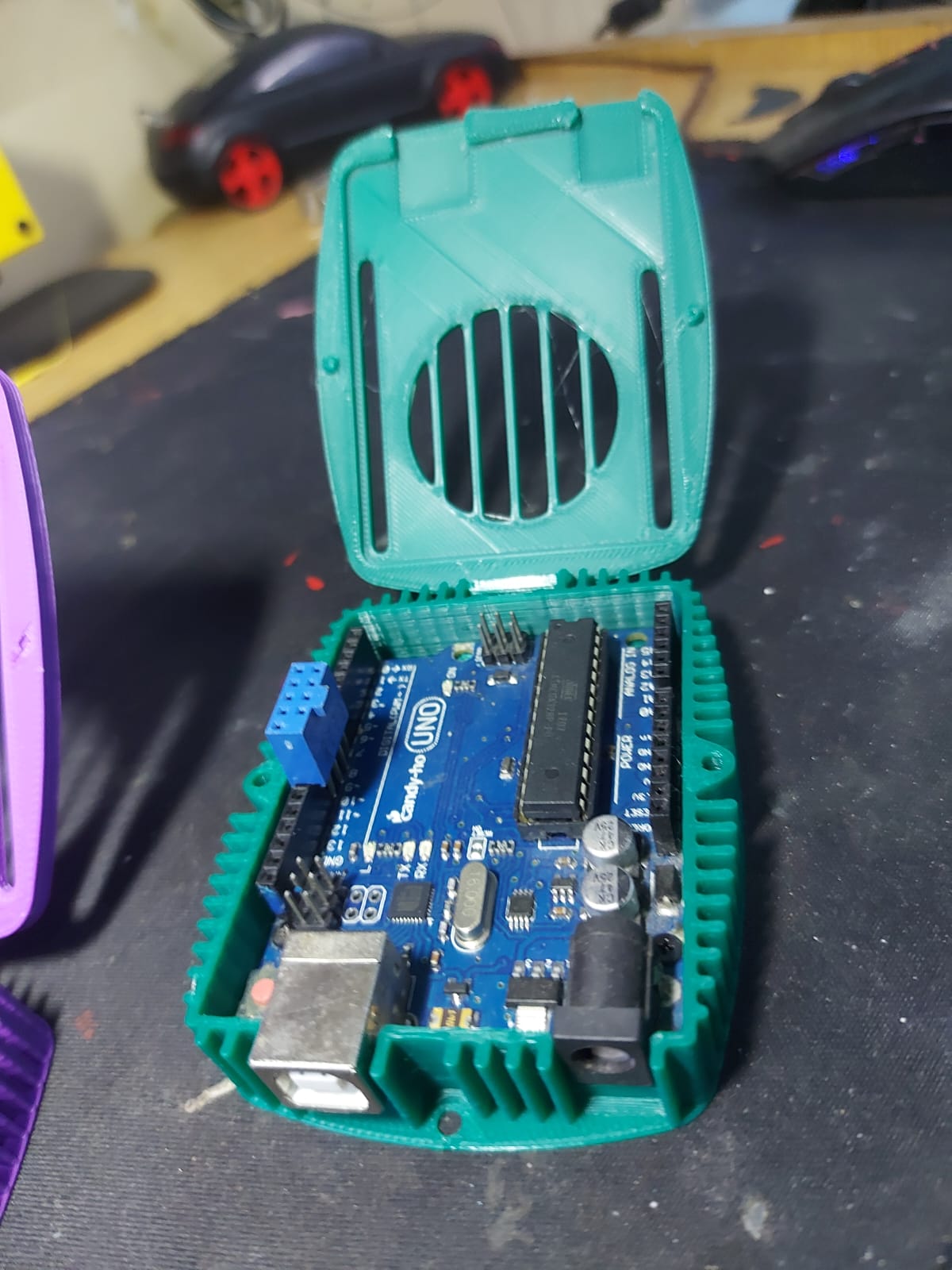 Caja con bisagra Arduino UNO R3 (case) por Mauricio Pereyra | Descargar ...