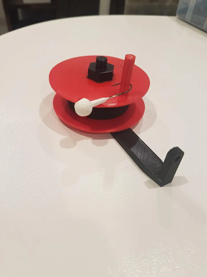 Rattle reel by Rowan Toews | Download free STL model | Printables.com