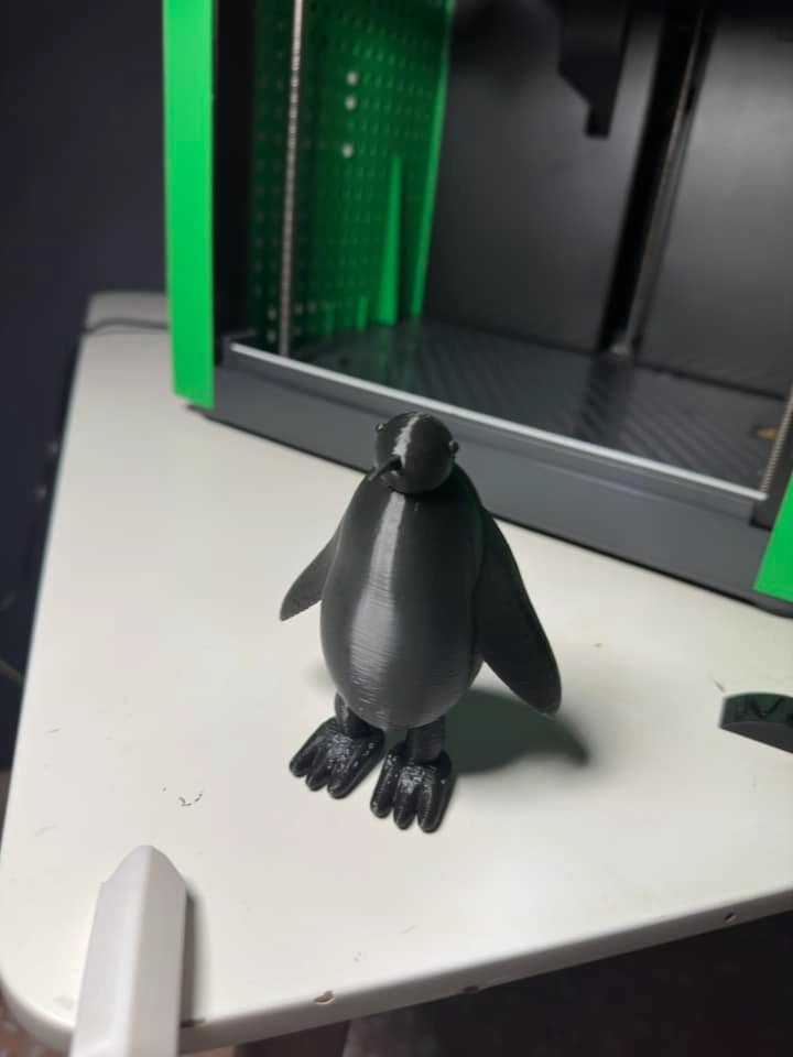 My first Penguin on Blender! by Nicola D'eramo | Download free STL ...