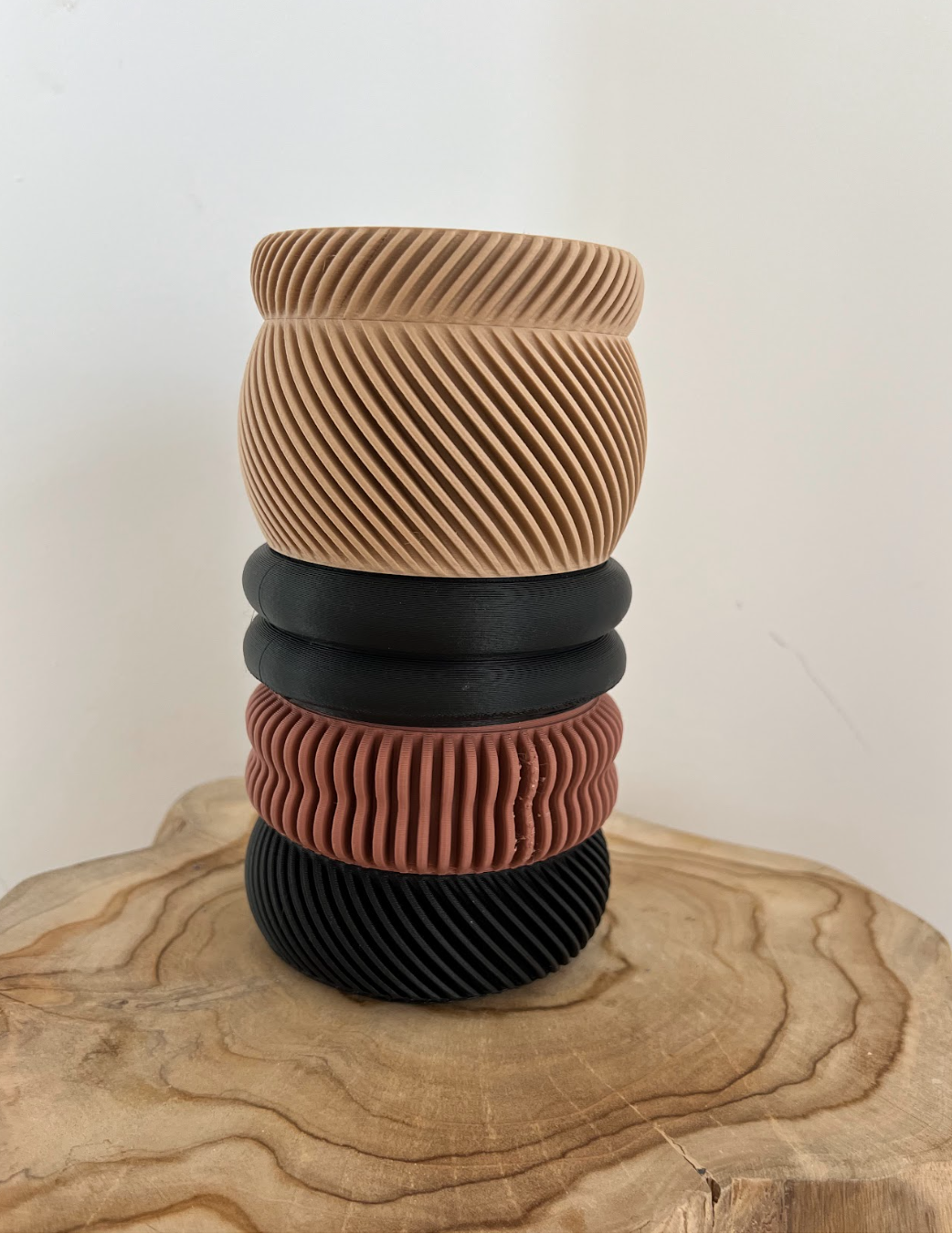 stackable box with diagonal grooves and lid by guma.designs | Download ...