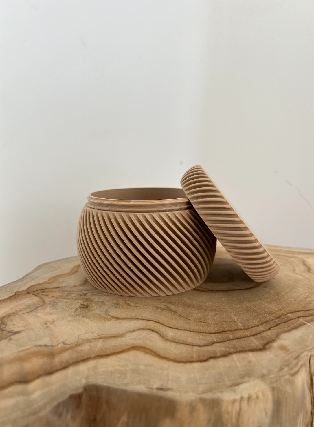 stackable box with diagonal grooves and lid by guma.designs | Download ...