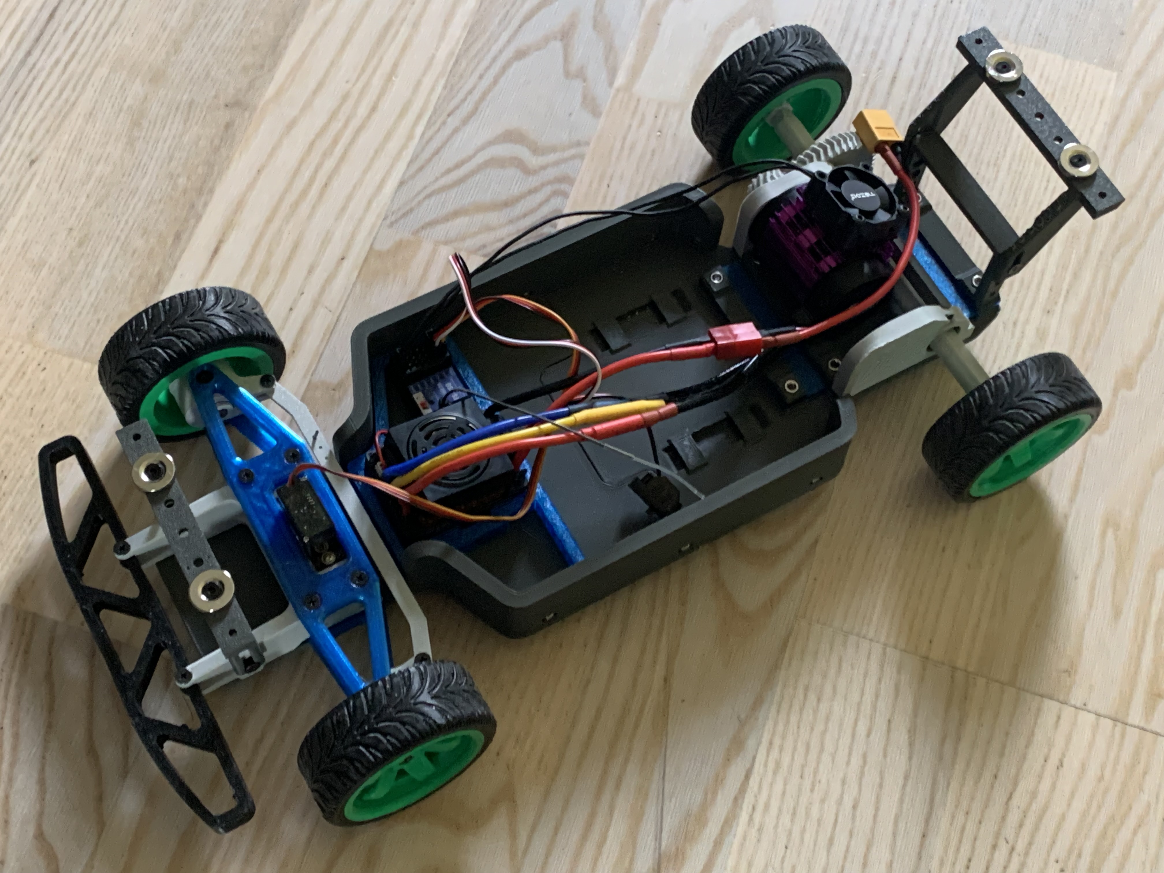 2 types ESC holder for DukeDoks chasis by PhantomHeadache | Download ...