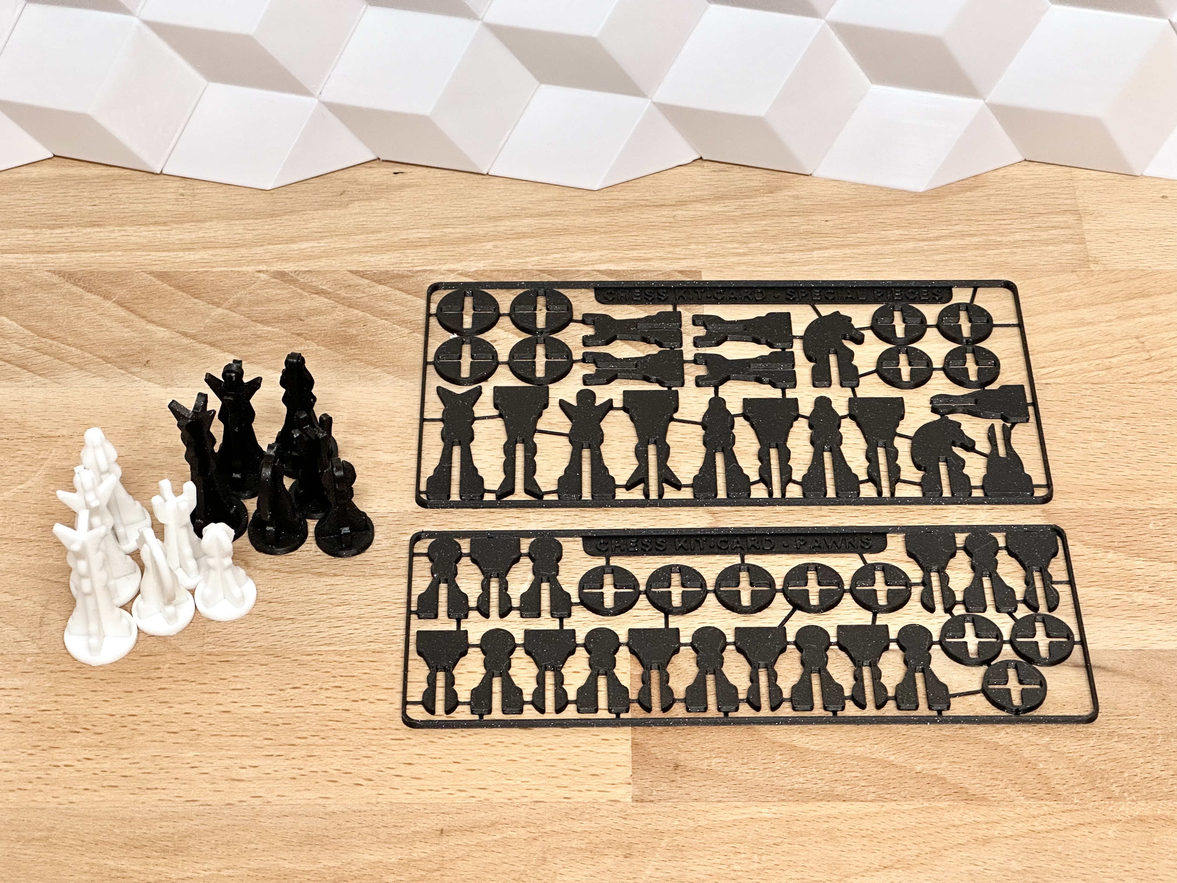 Tiny Chess Kit-Card (compact and modern 3D puzzle set) by GlennovitS 3D ...