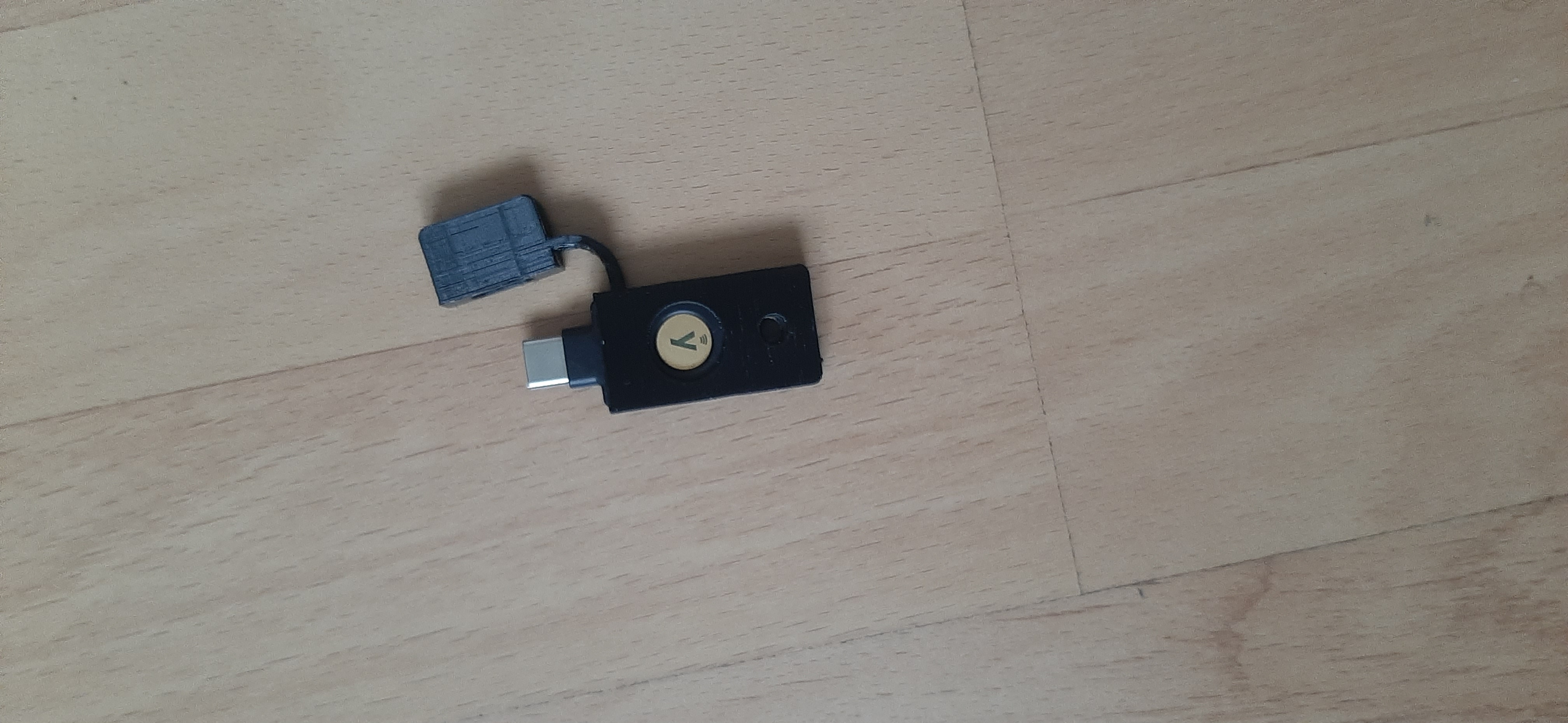 Yubikey 5 Series USB A/USB C Cover by Refnal01 | Download free STL ...