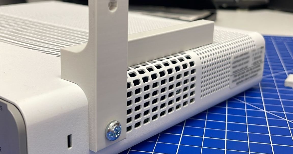 Cisco Catalyst 3560 CX Series desktop stack bracket by Jumping69 ...