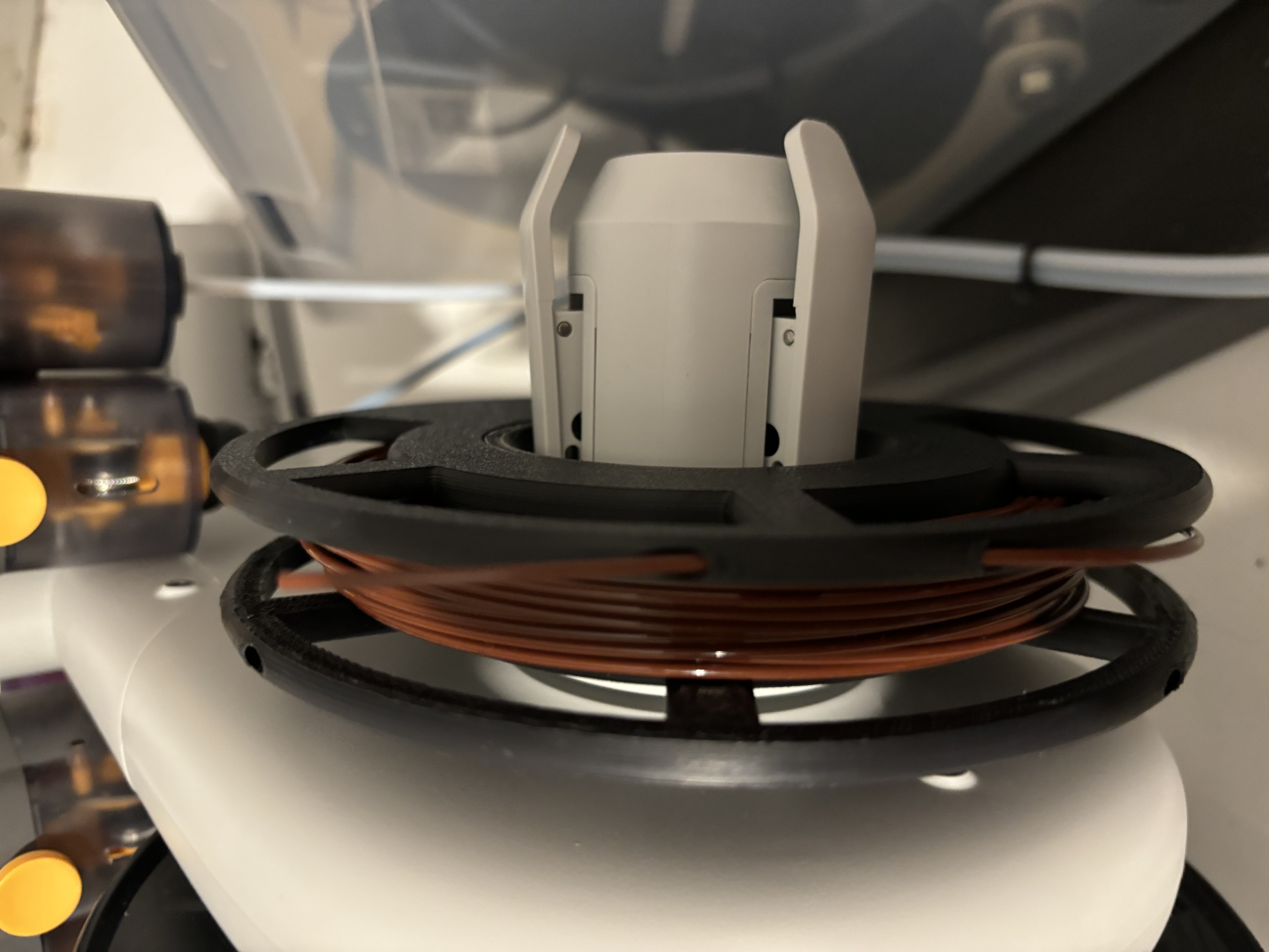 Ultimate Filament Sample Spool Remix by HeMue253 | Download free STL ...