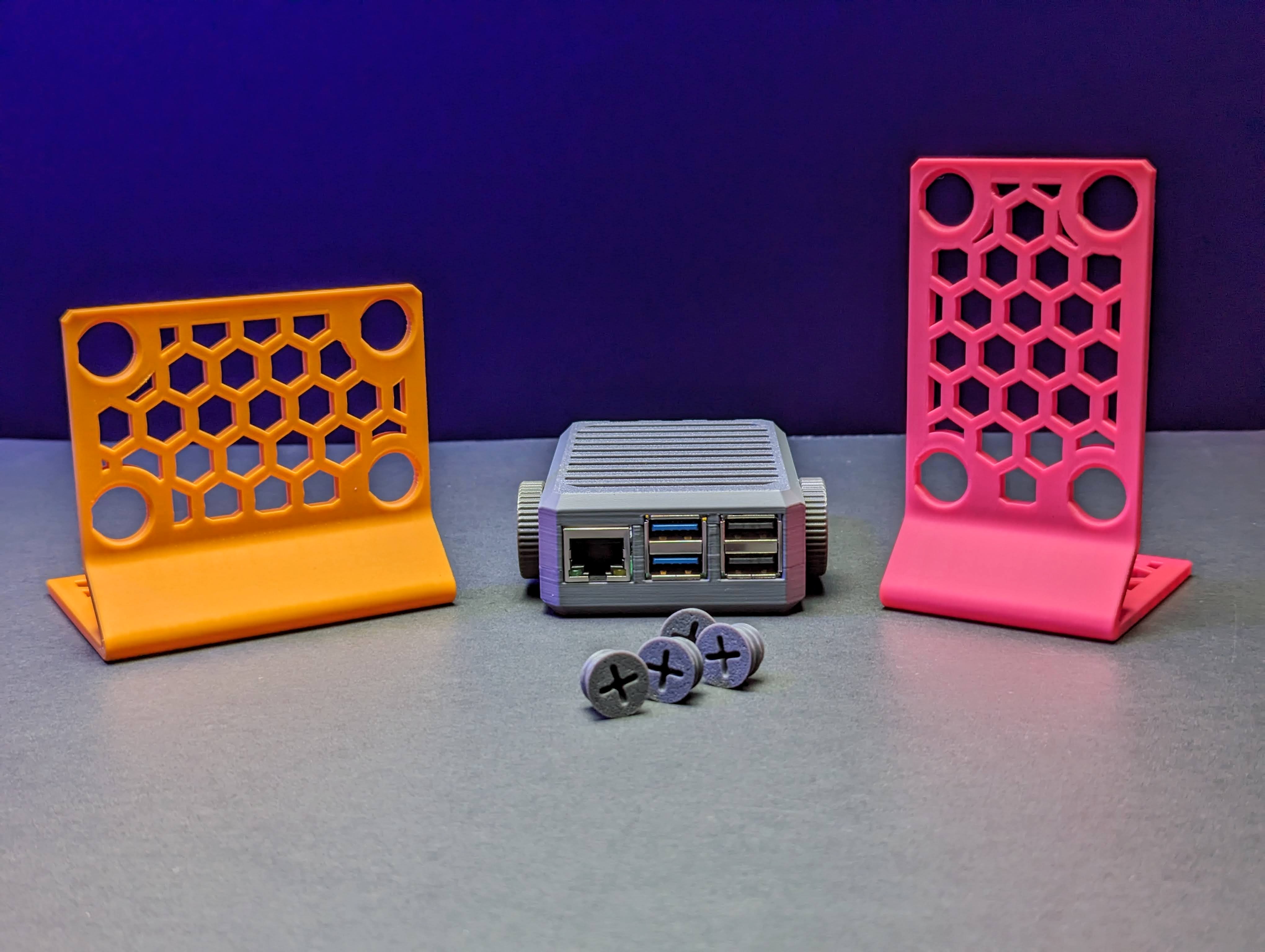Raspberry Pi 5 Clamshell Case by Clockspring | Printables Store