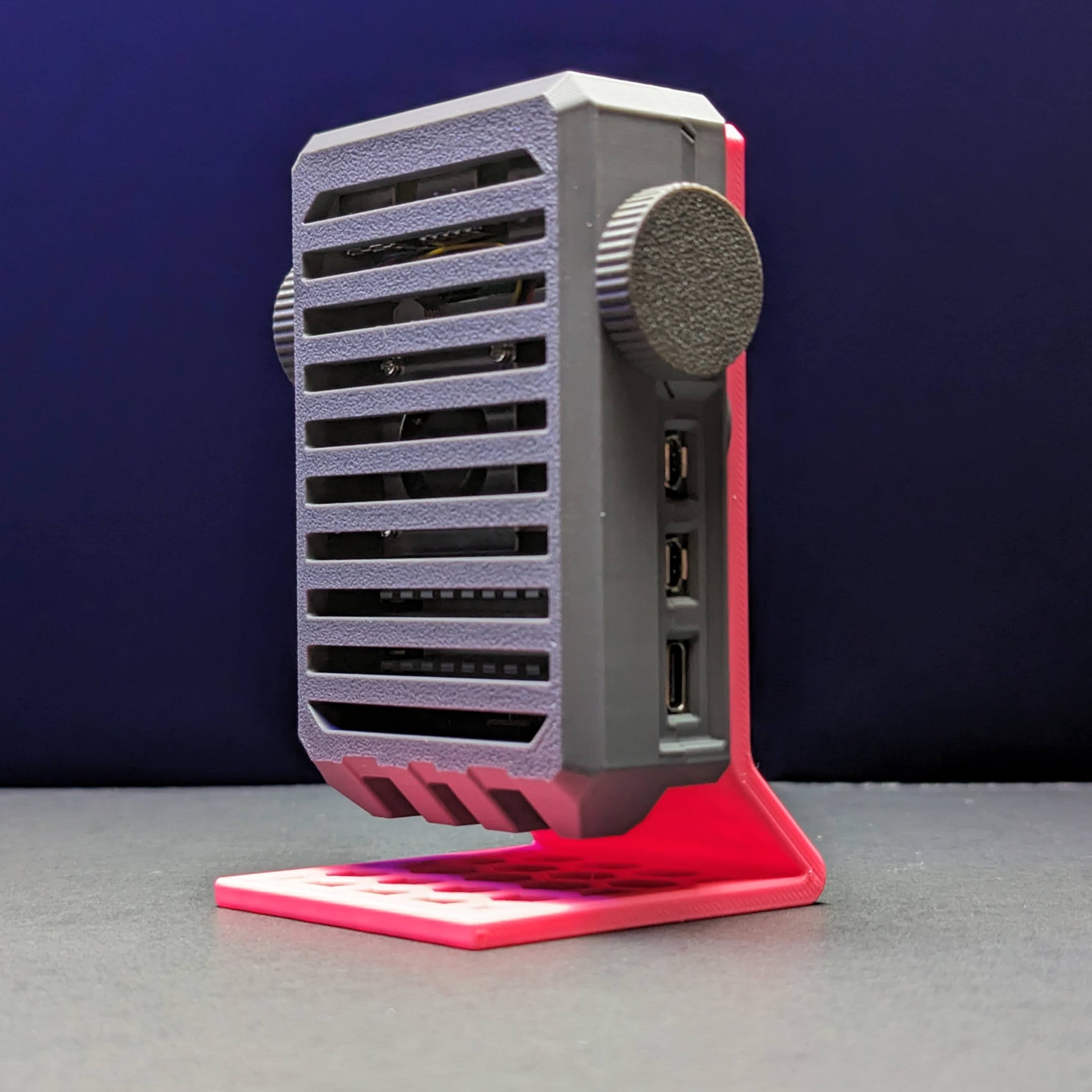 Raspberry Pi 5 Clamshell Case by Clockspring | Printables Store