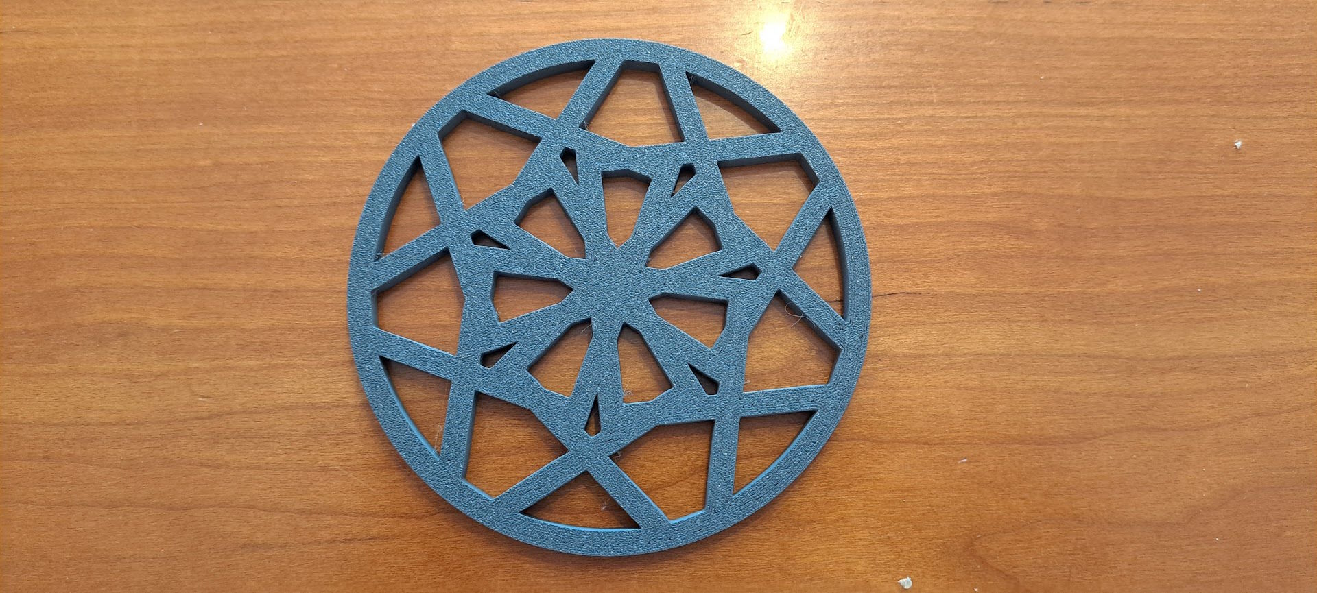 Geometric-shaped coaster plus holder by Ruiaxe | Download free STL ...