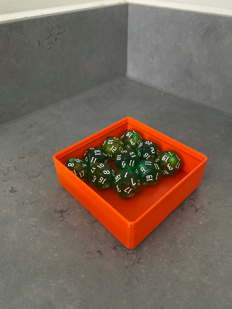 Gridfinity Dice tray 2x2 - 12mm & D20 Dice by edcdadstuff | Download ...
